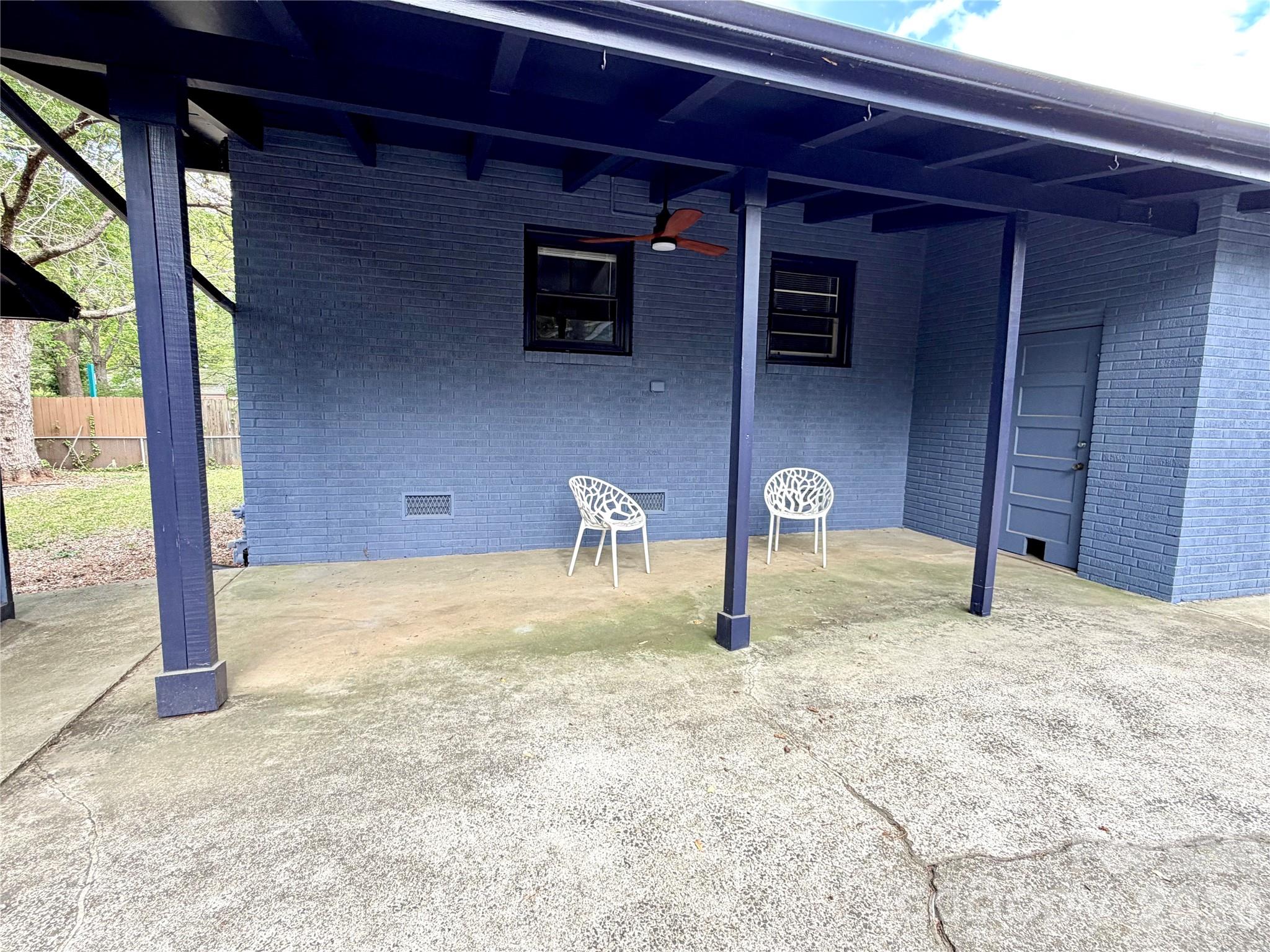 Photo 35 of 1511 Briarfield Drive, Charlotte, NC