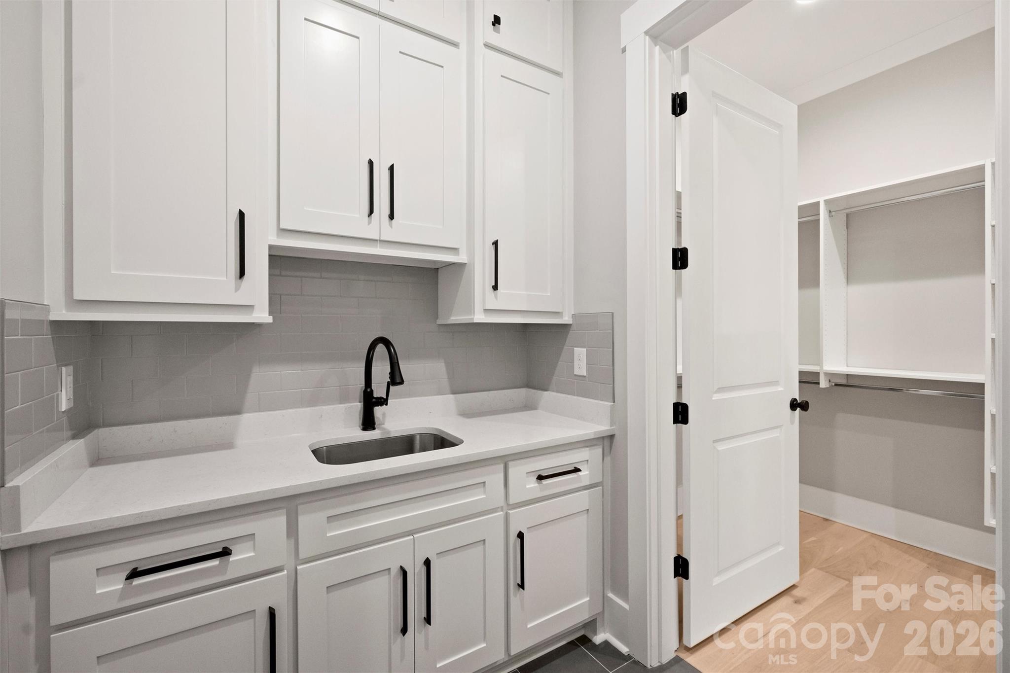 8163 Fairview Road, Charlotte, NC - photo 27 of 49