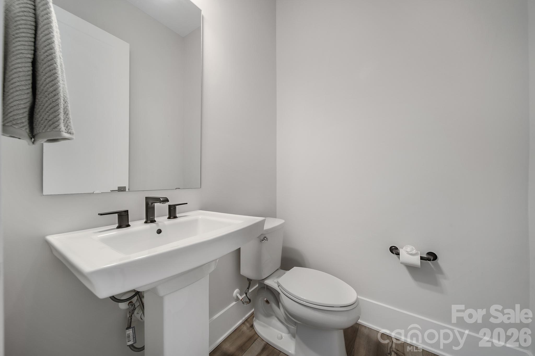 Photo 5 of 8021 Brookbank Drive, Charlotte, NC