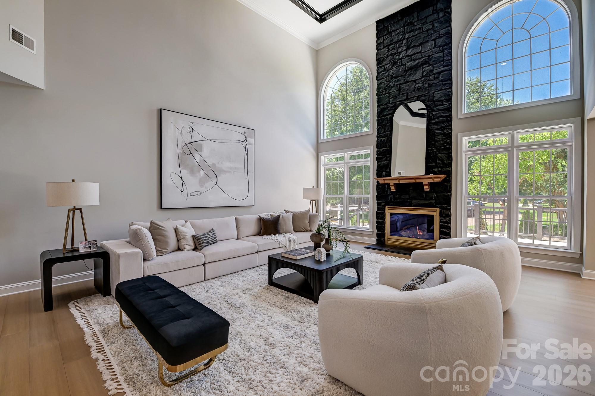 Photo 7 of 8707 Fairview Road, Charlotte, NC