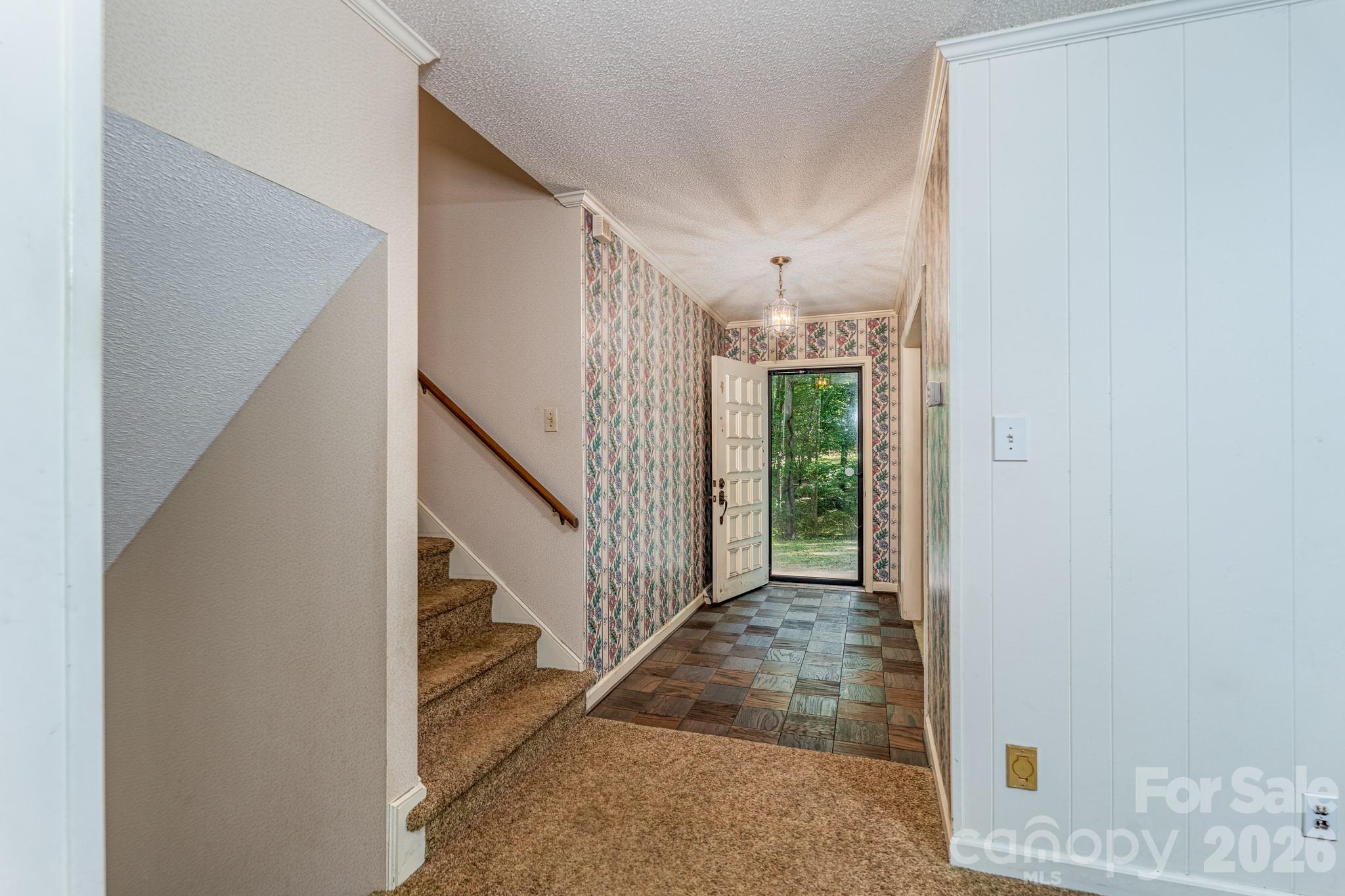 1836 Westbrook Road, Edgemoor, SC - photo 5 of 48