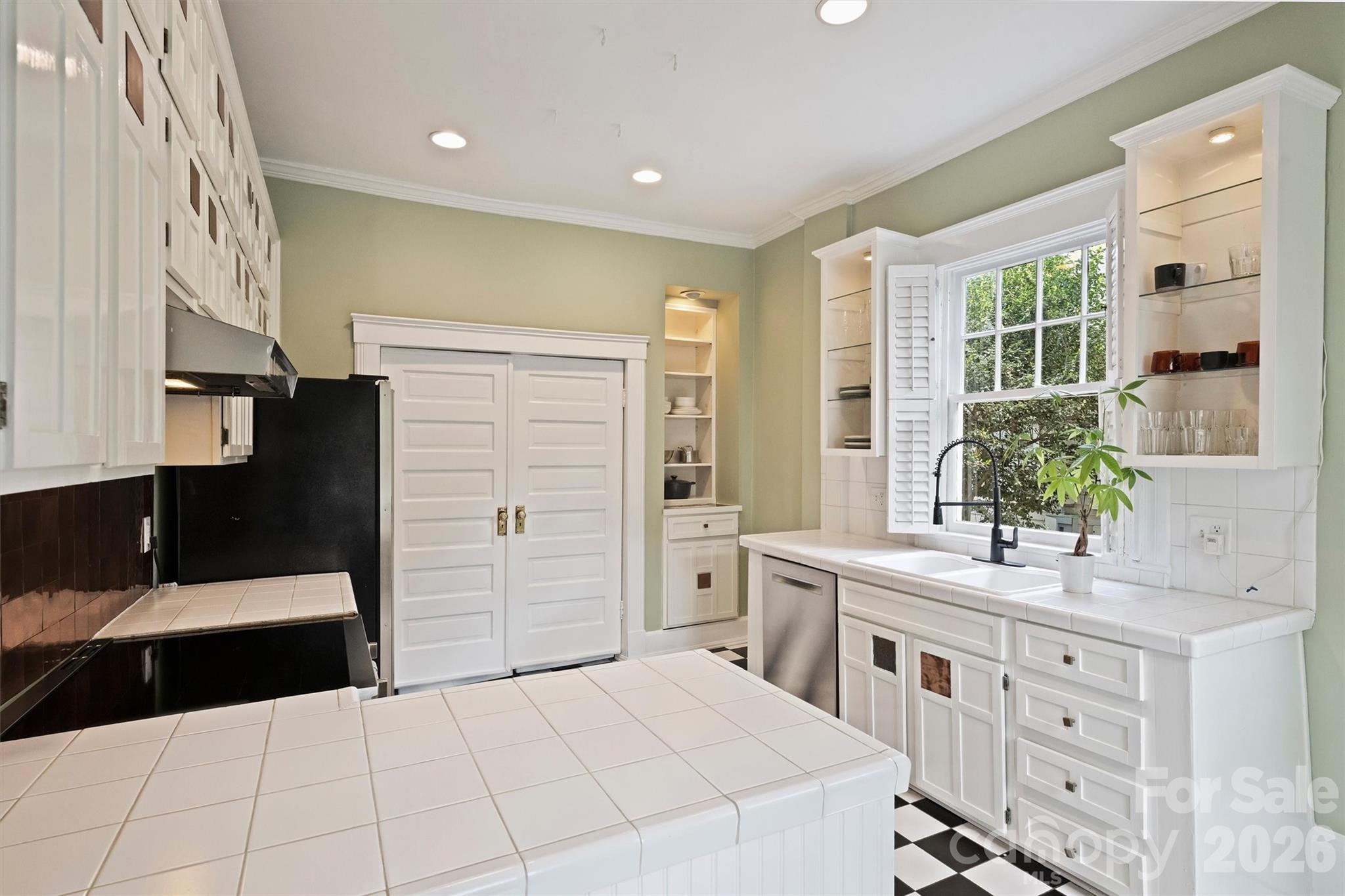 712 Sunnyside Avenue, Charlotte, NC - photo 17 of 35