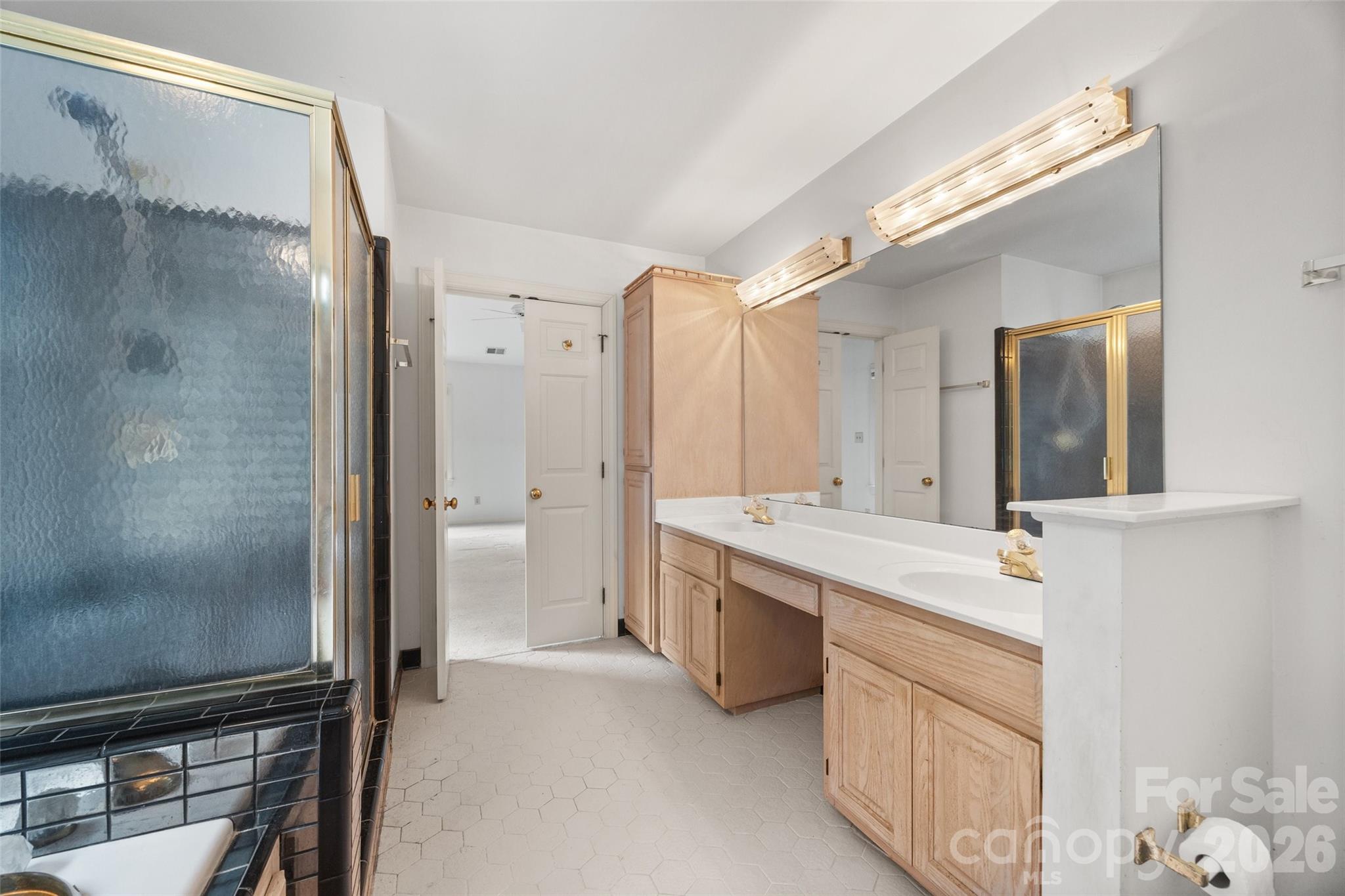 Photo 20 of 7411 Leharne Drive, Charlotte, NC