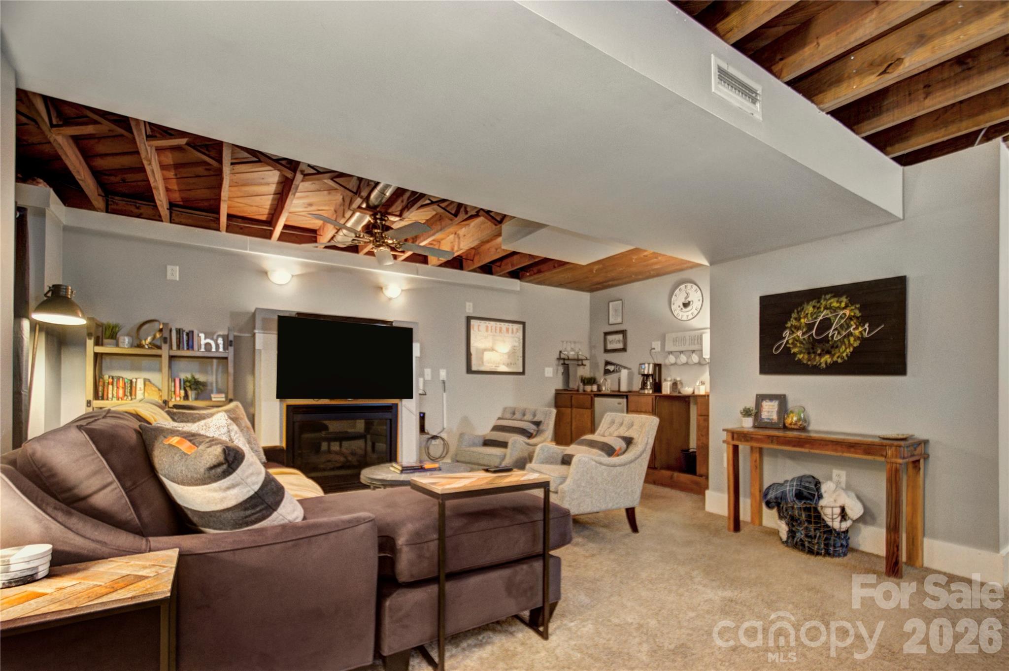 Photo 4 of 1717 Hamorton Place, Charlotte, NC