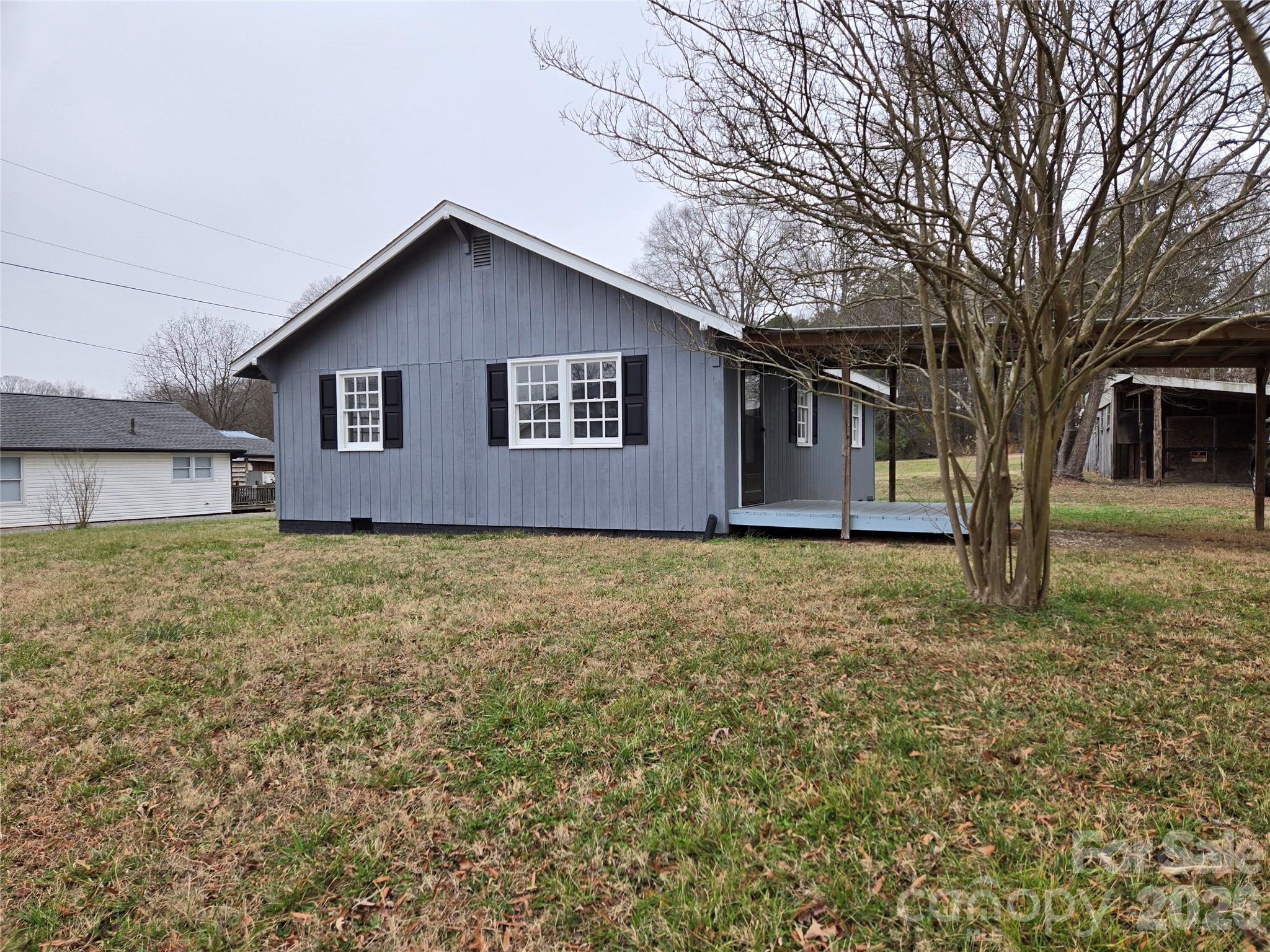 915 Chapel Street, Landis, NC - photo 2 of 19