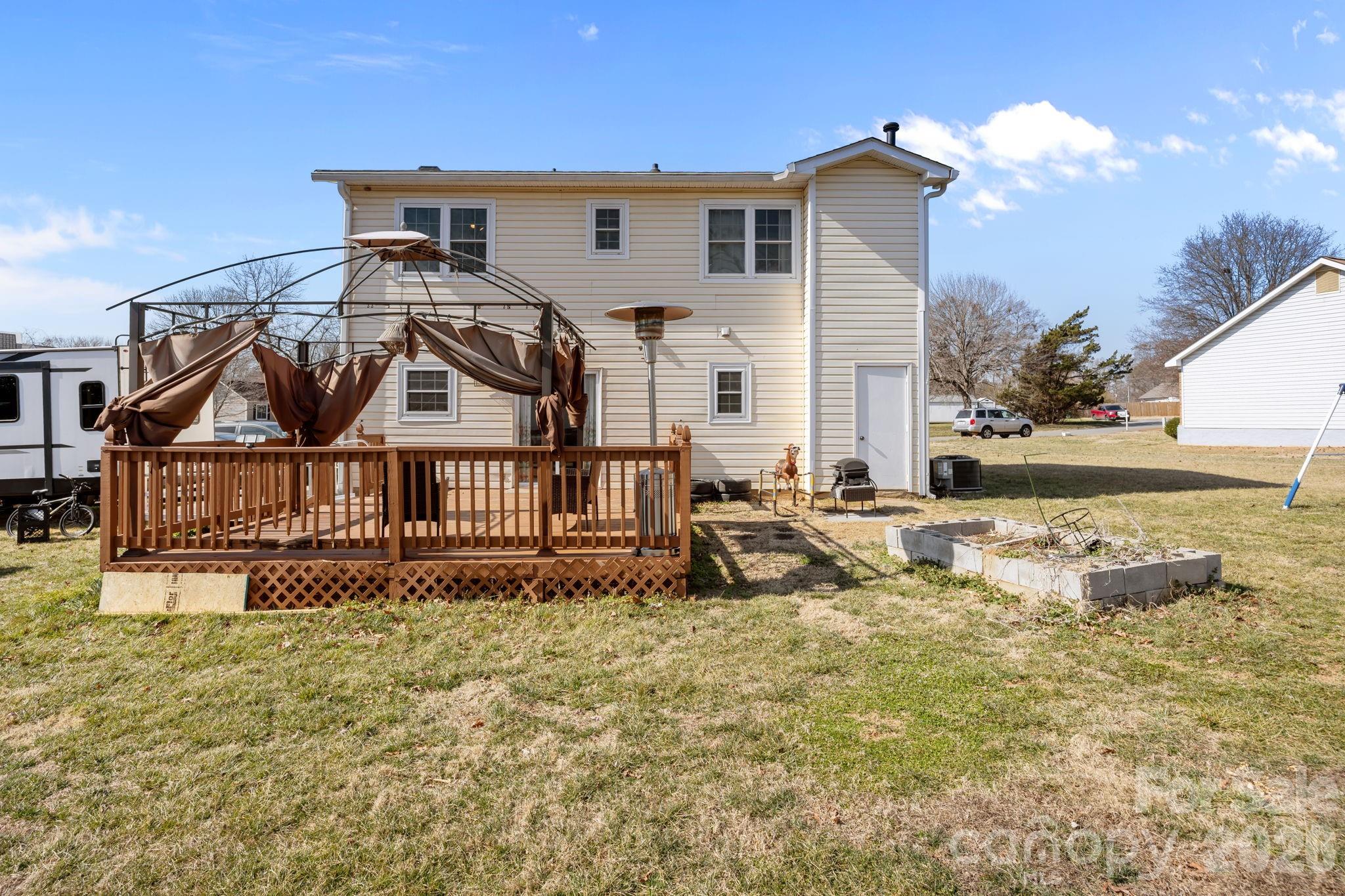 Photo 10 of 5400 Barnview Court, Charlotte, NC