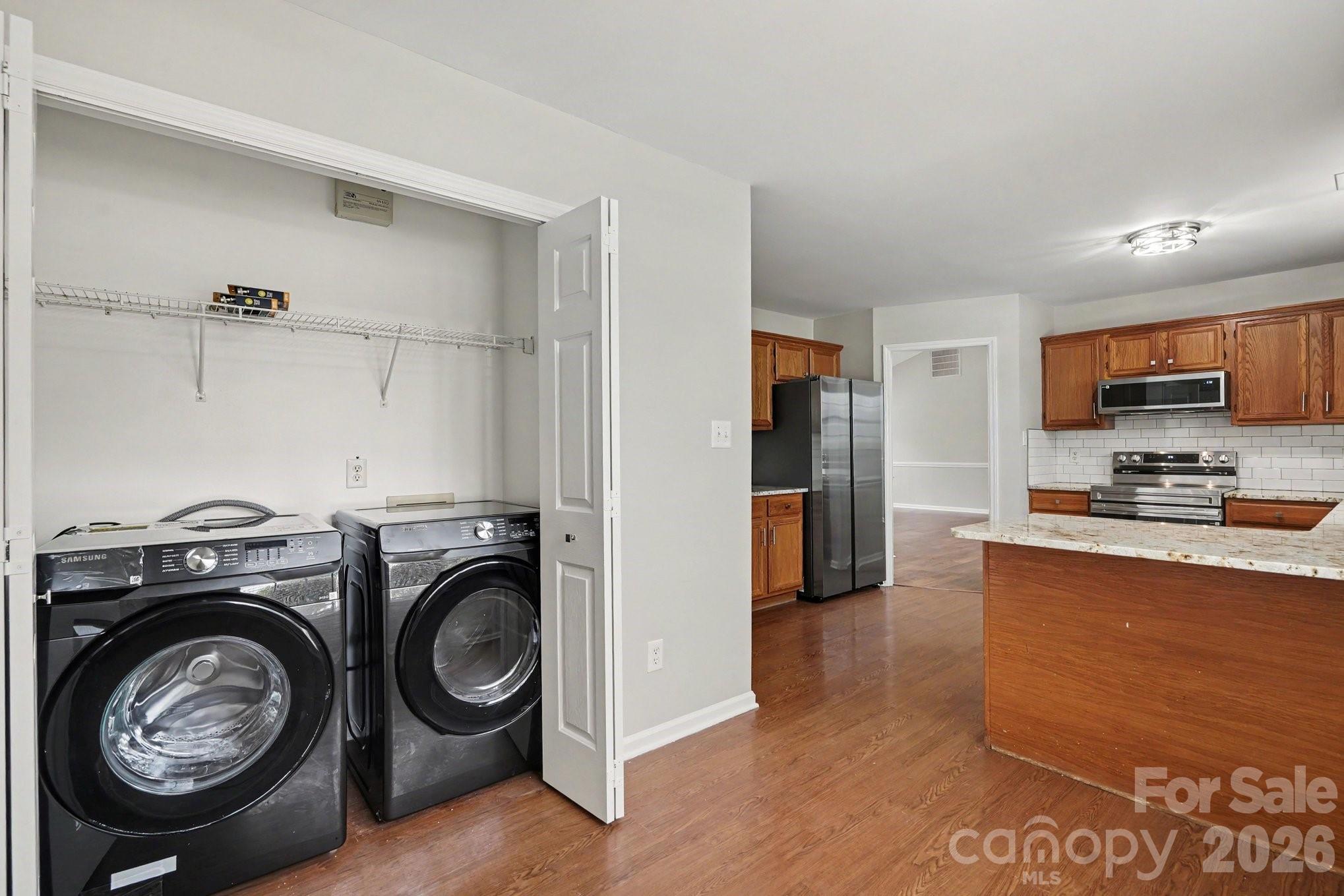 Home for sale at 7518 Prindle Lake Drive, Charlotte, NC — photo 10 of 24