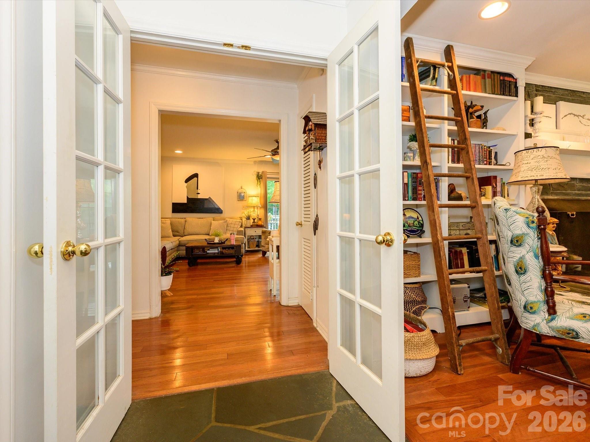 Photo 4 of 1300 Bevis Drive, Charlotte, NC