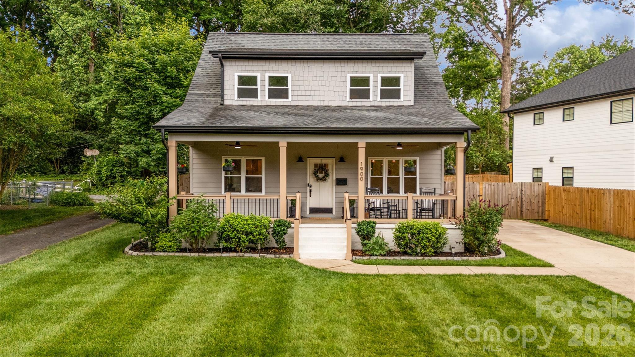 Home for sale at 1900 Arnold Drive, Charlotte, NC — photo 1 of 28