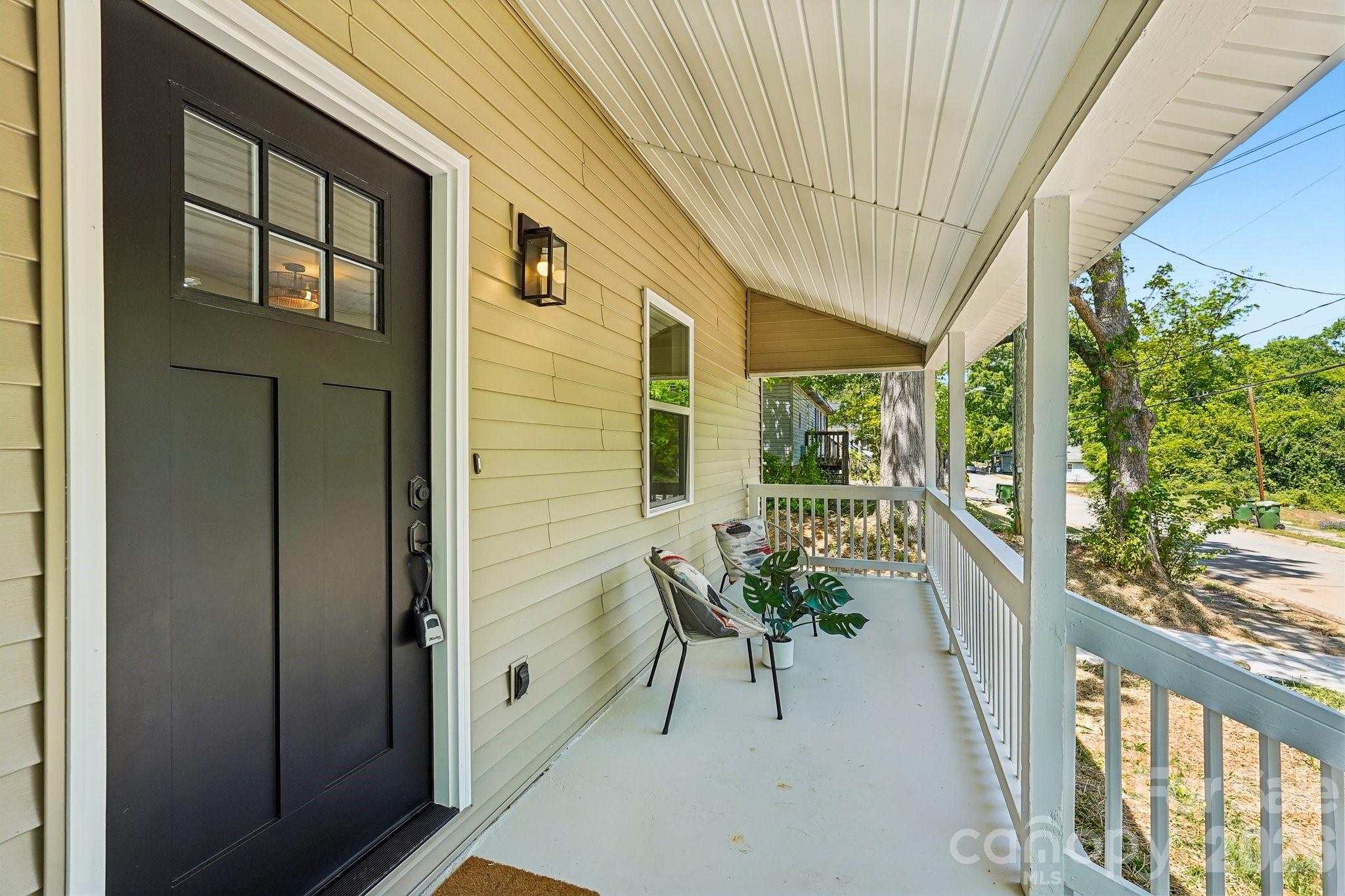 Photo 3 of 514 W Arch Street, Lancaster, SC