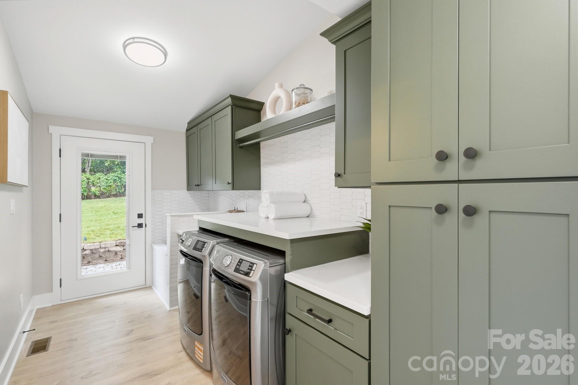 Photo 20 of 3800 Lovett Circle, Charlotte, NC
