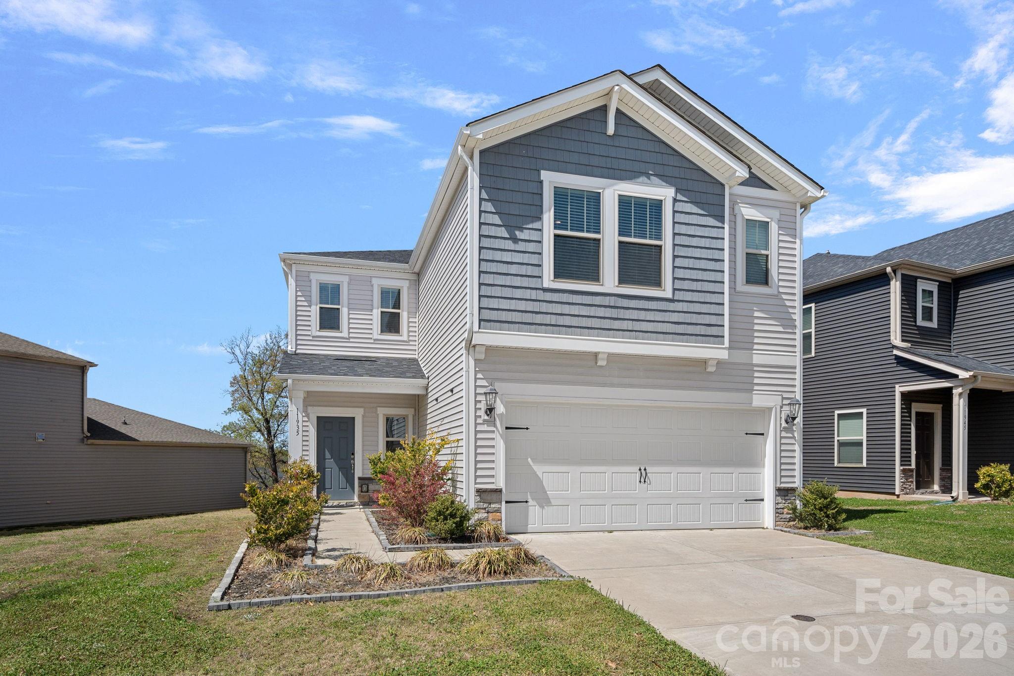 Home for sale at 11935 Red Leaf Drive, Charlotte, NC — photo 1 of 45