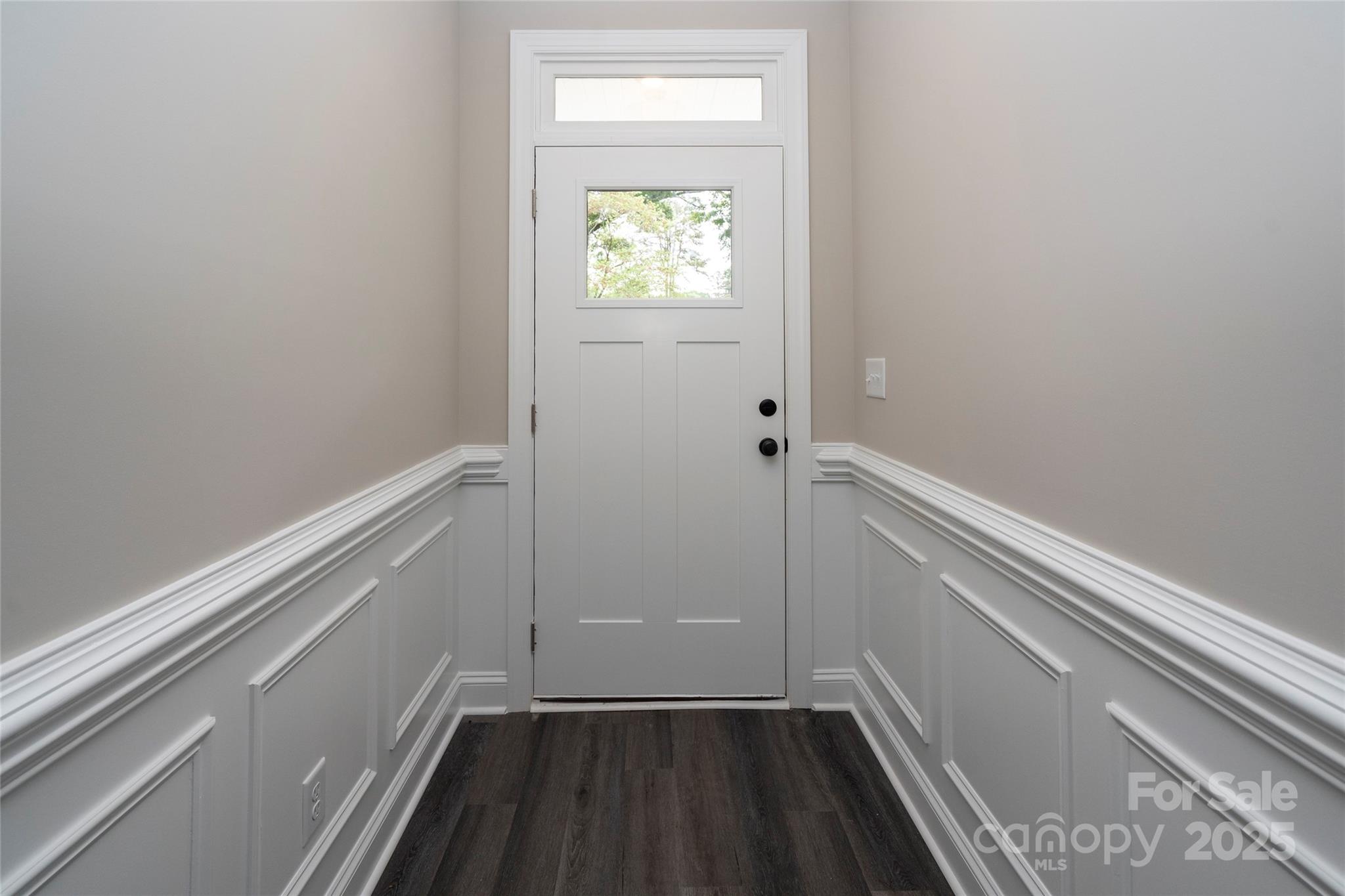 Photo 3 of 1721 Balfour Lane, Charlotte, NC