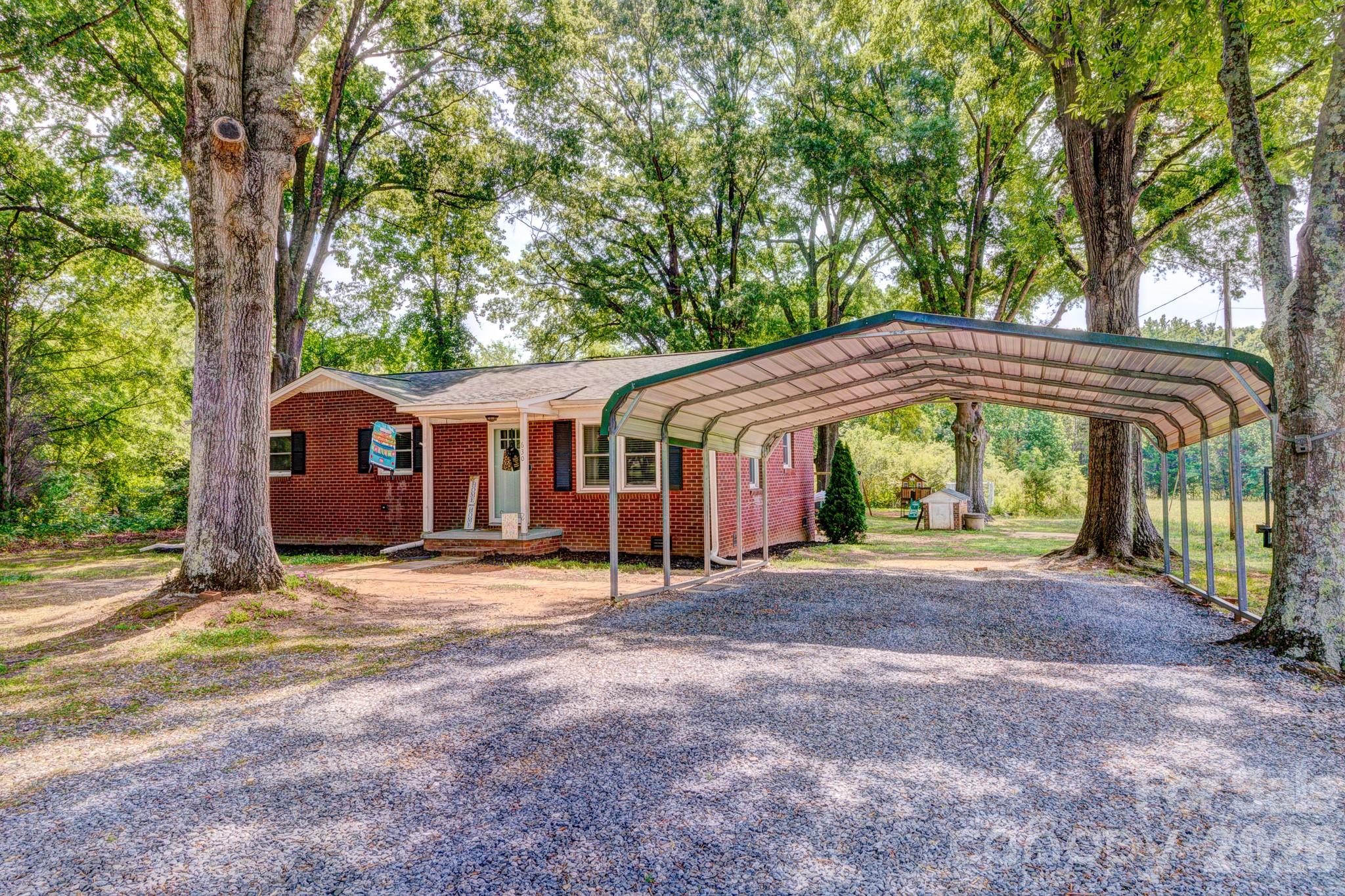 630 Old Stubbs Road, Cherryville, NC - photo 2 of 15