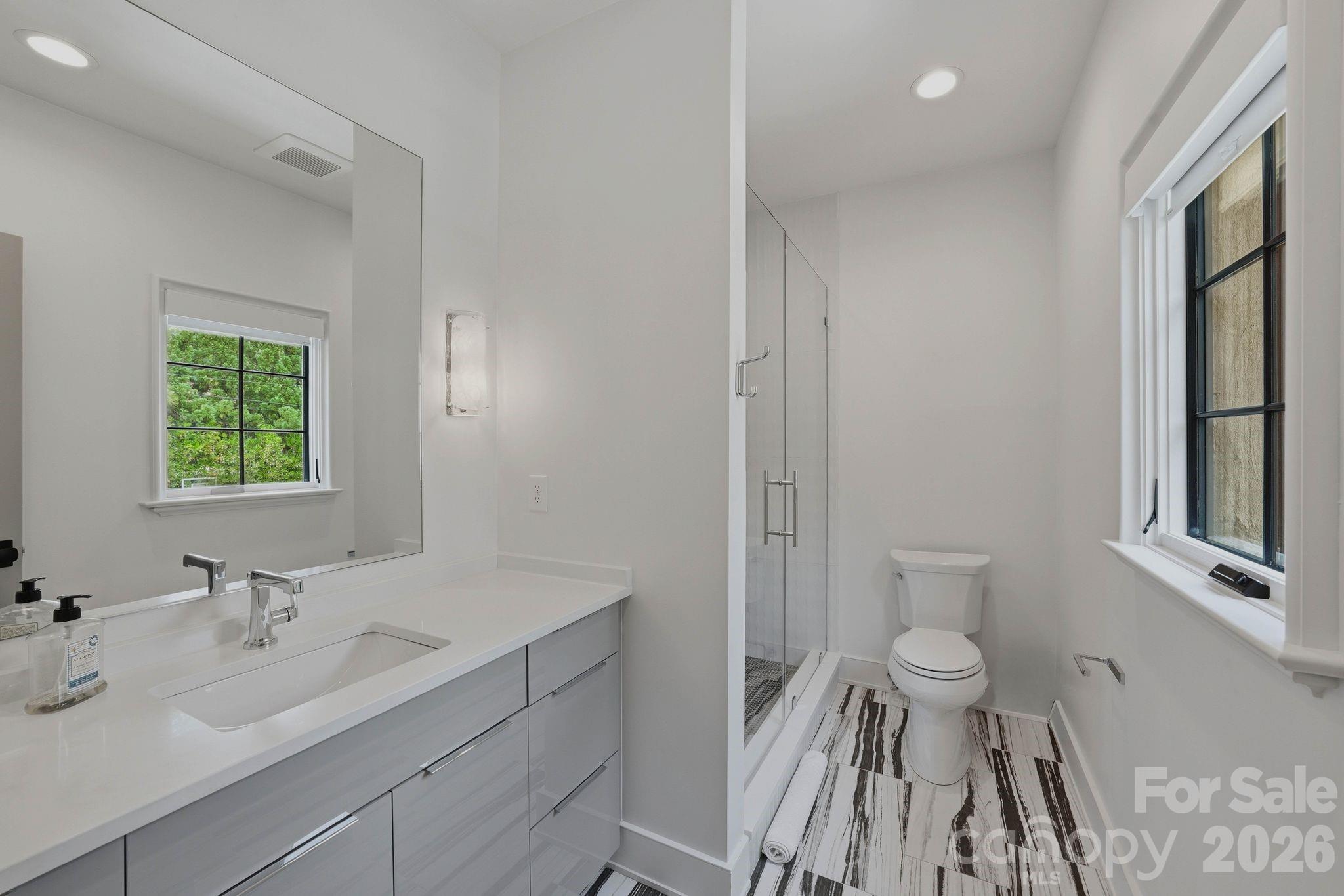 Photo 34 of 1919 Shoreham Drive, Charlotte, NC