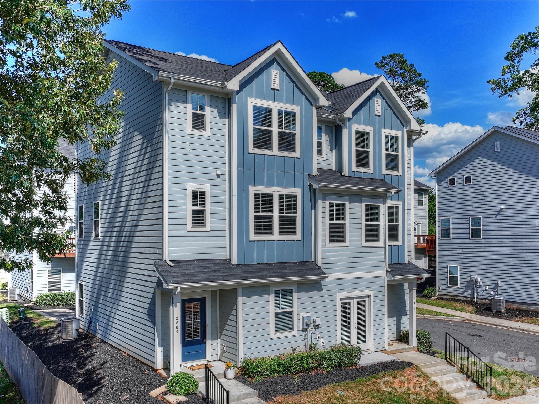 2409 Via del Conte Alley, Charlotte, NC - photo 3 of 39