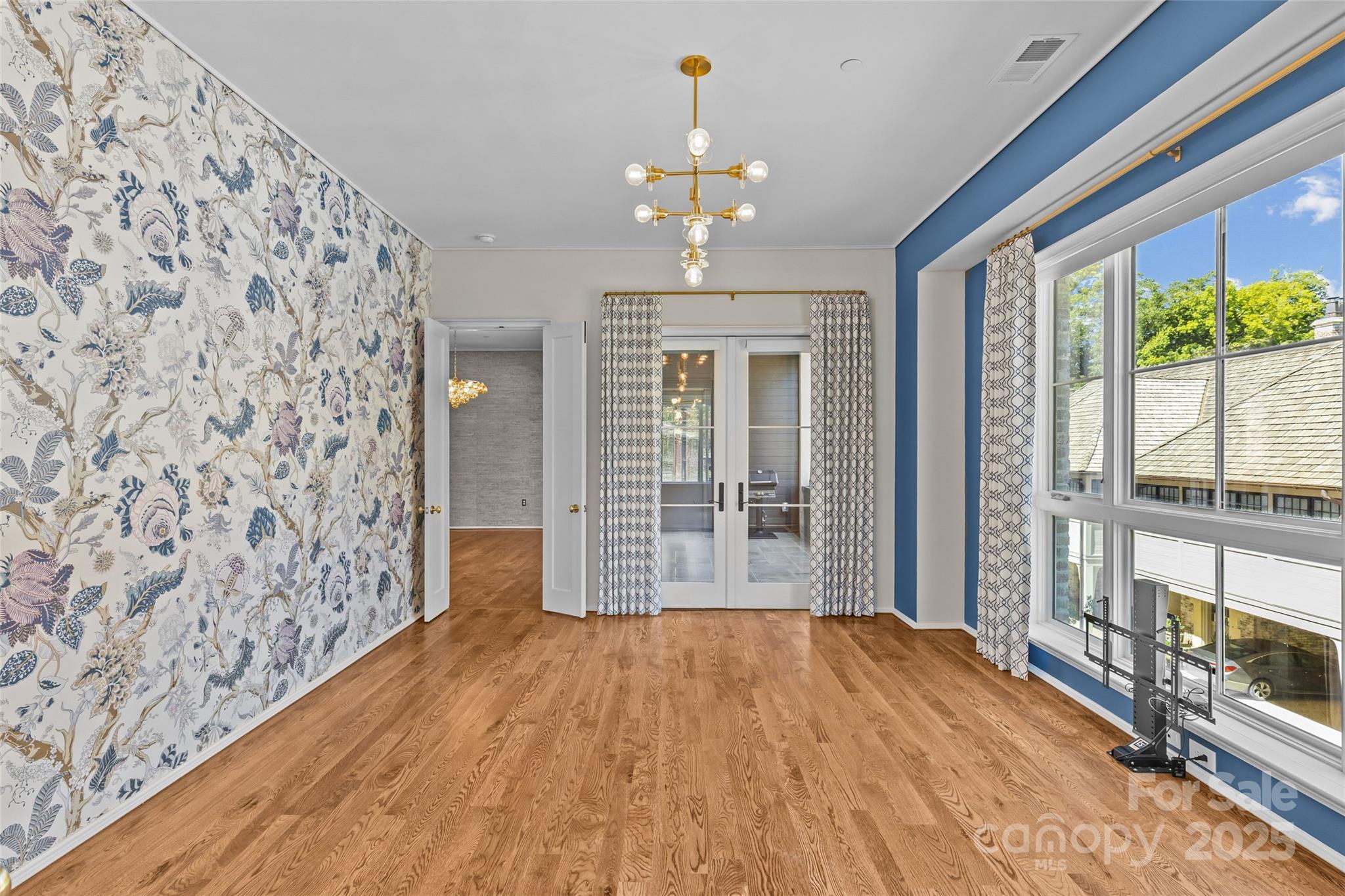 Photo 35 of 1172 Queens Road, Charlotte, NC
