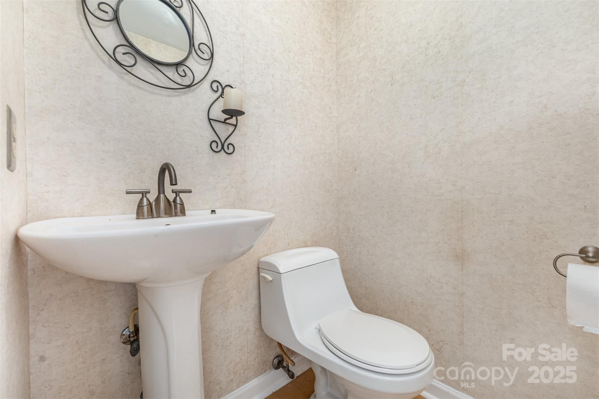 Photo 19 of 4529 Creemore Drive, Charlotte, NC