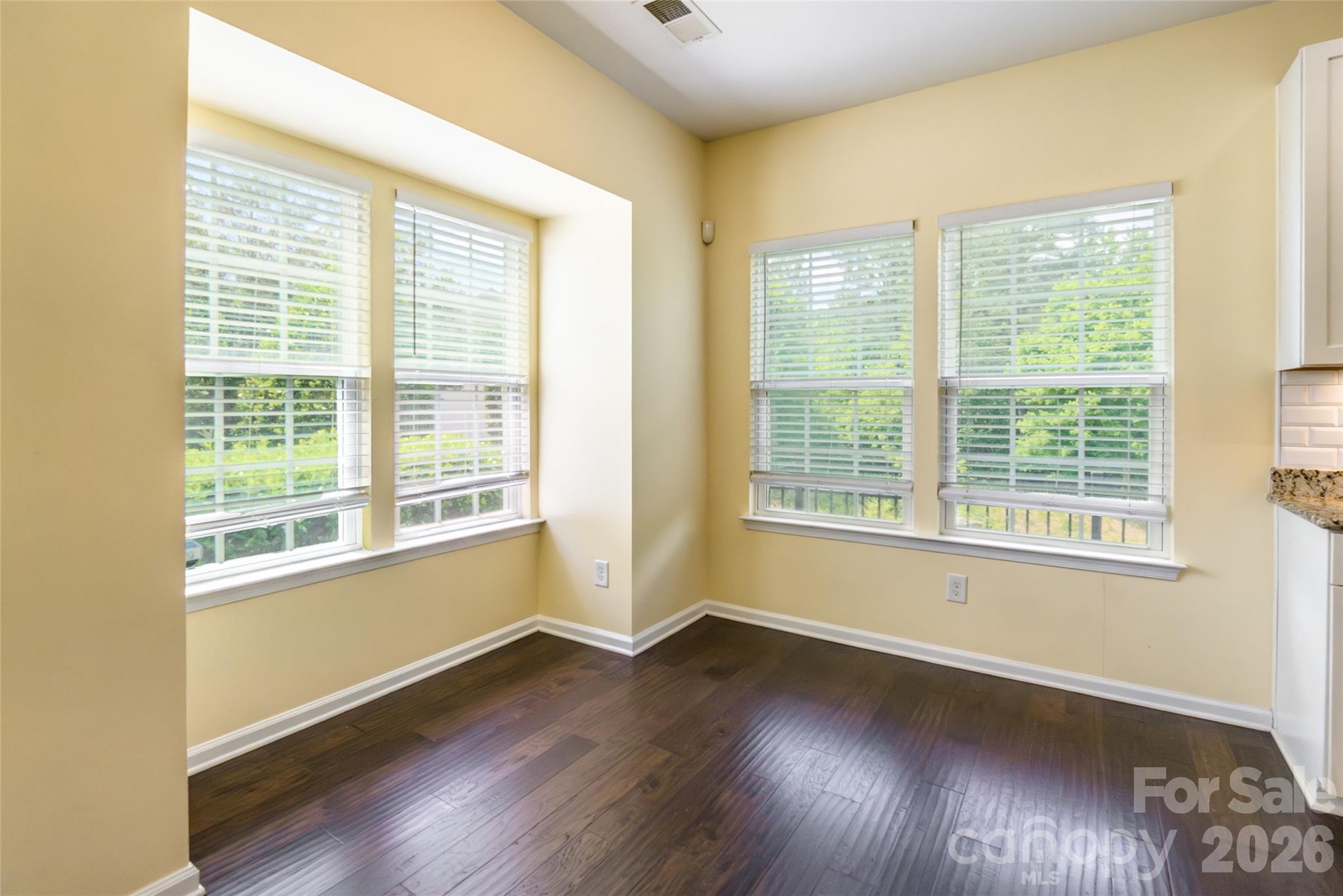 Photo 4 of 9622 Springholm Drive, Charlotte, NC