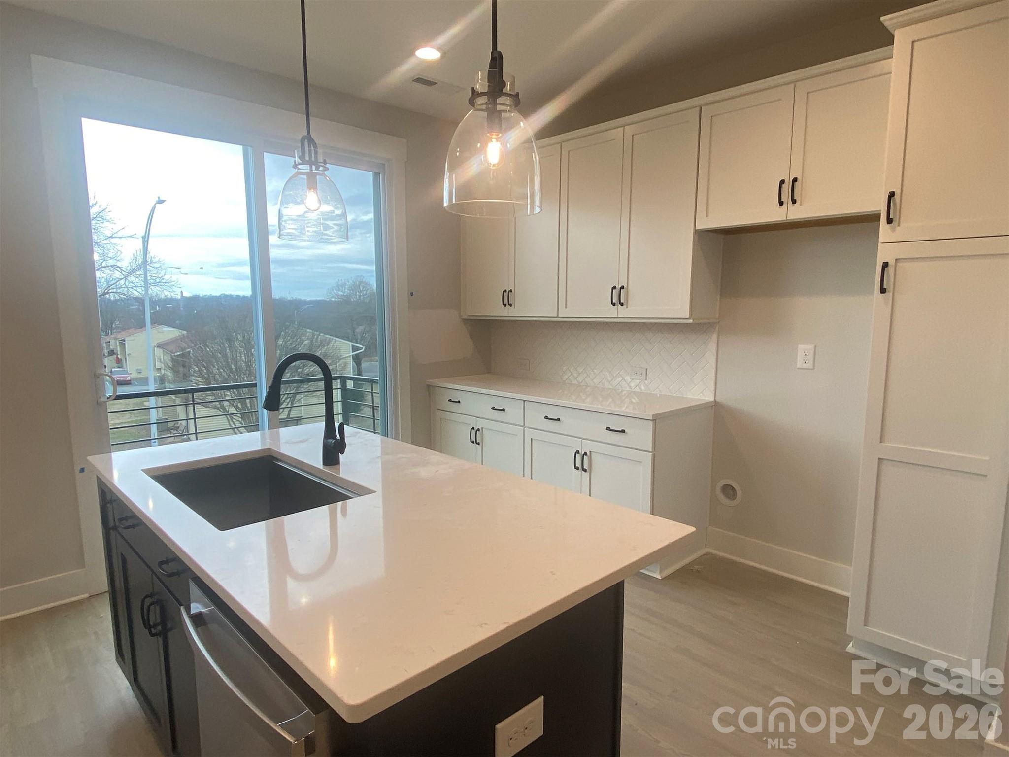 Photo 5 of 934 Callahan StreetEQX1770, Charlotte, NC
