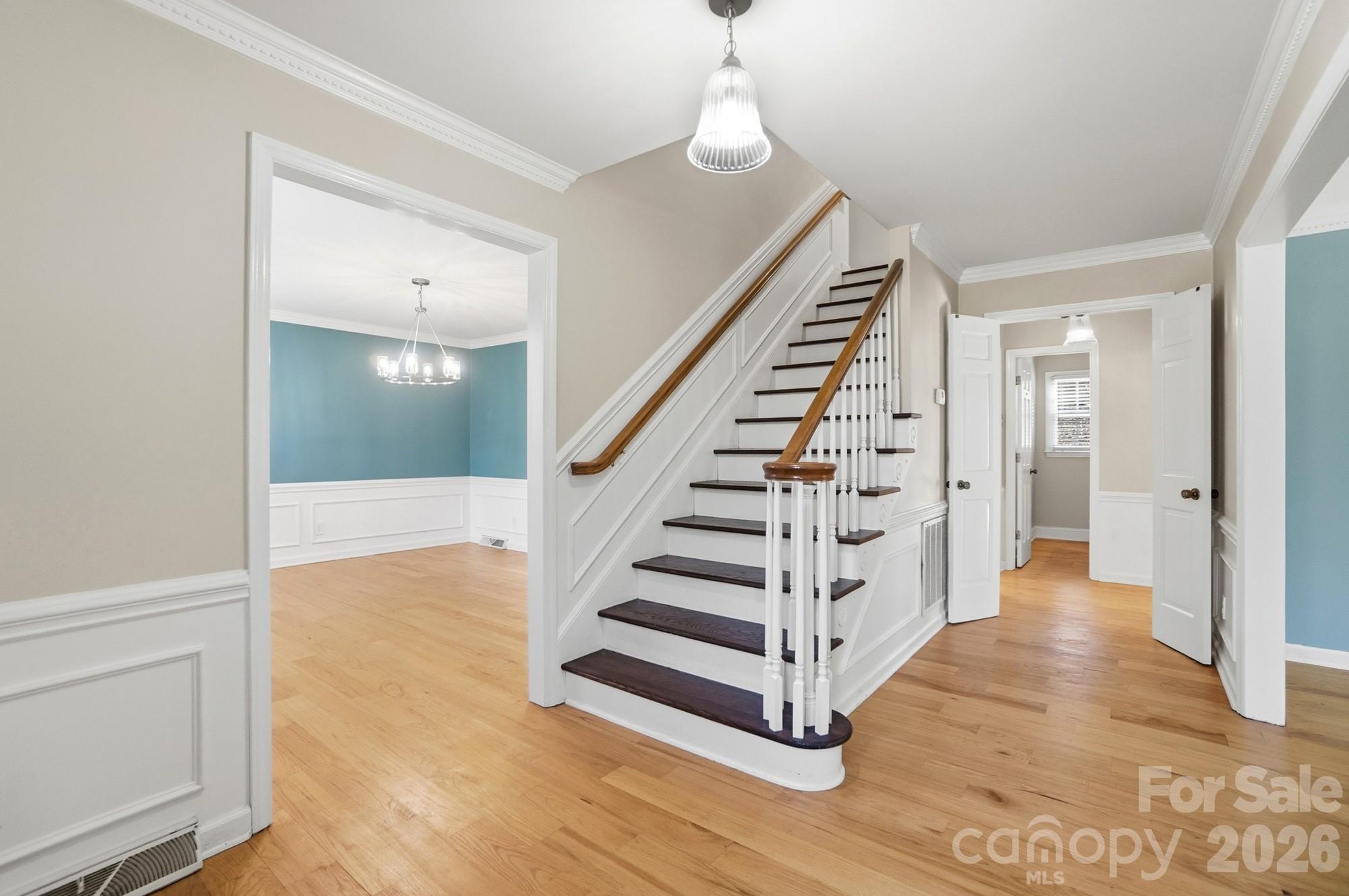 Photo 4 of 1308 Dumbarton Road, Gastonia, NC
