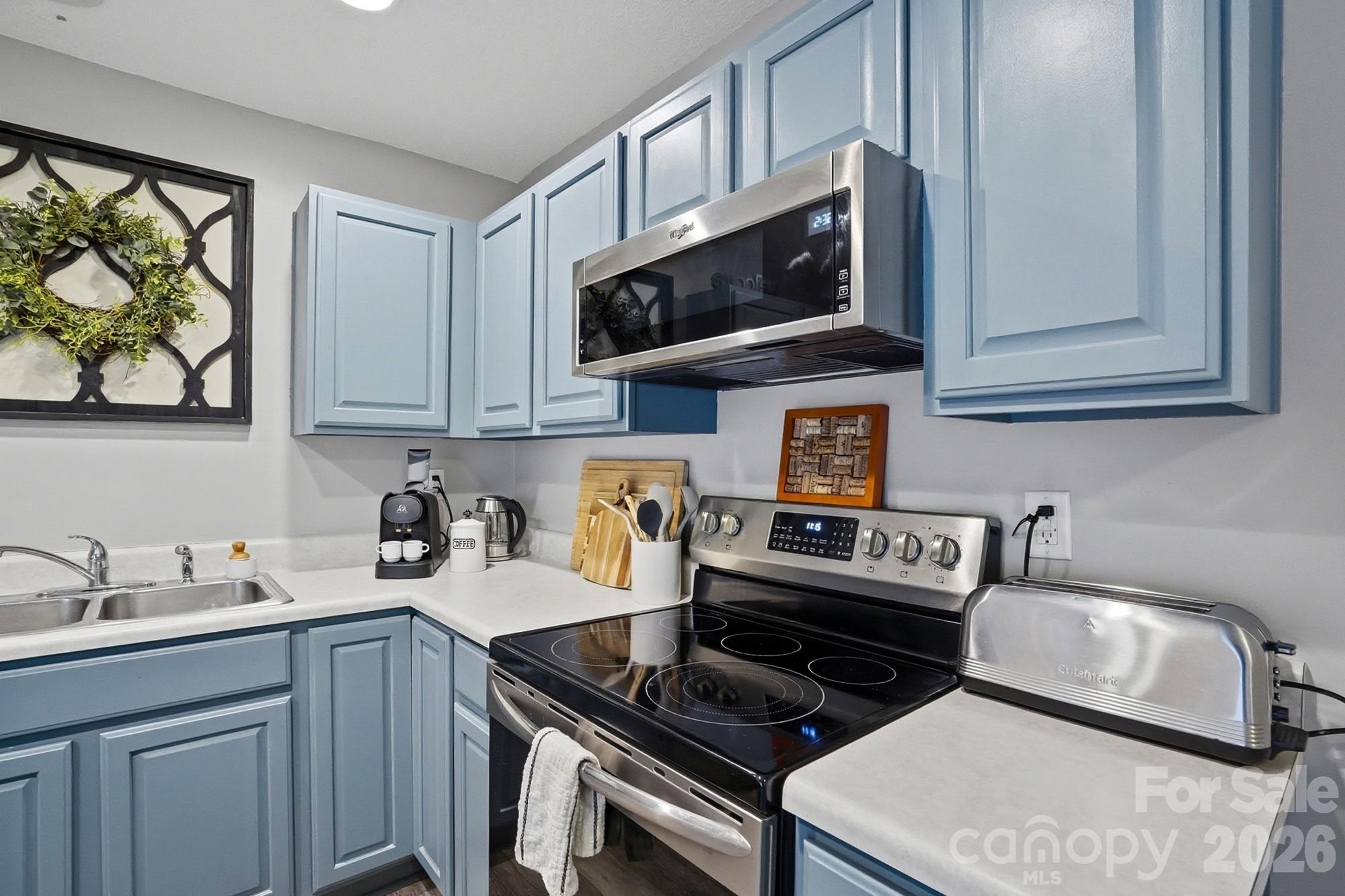 Photo 19 of 12350 Hennigan Place Lane, Charlotte, NC