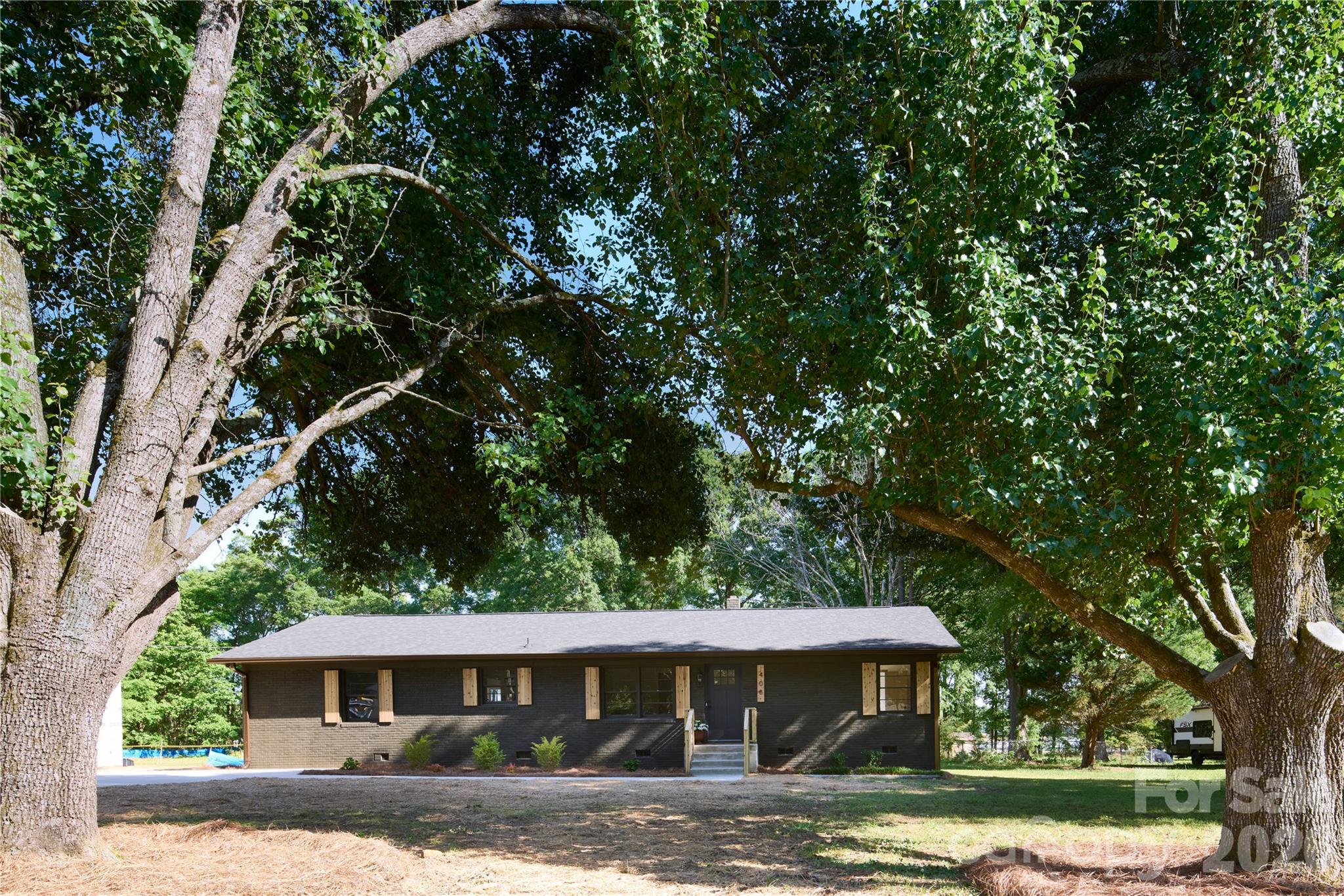 Photo 3 of 408 Midway Drive, Indian Trail, NC