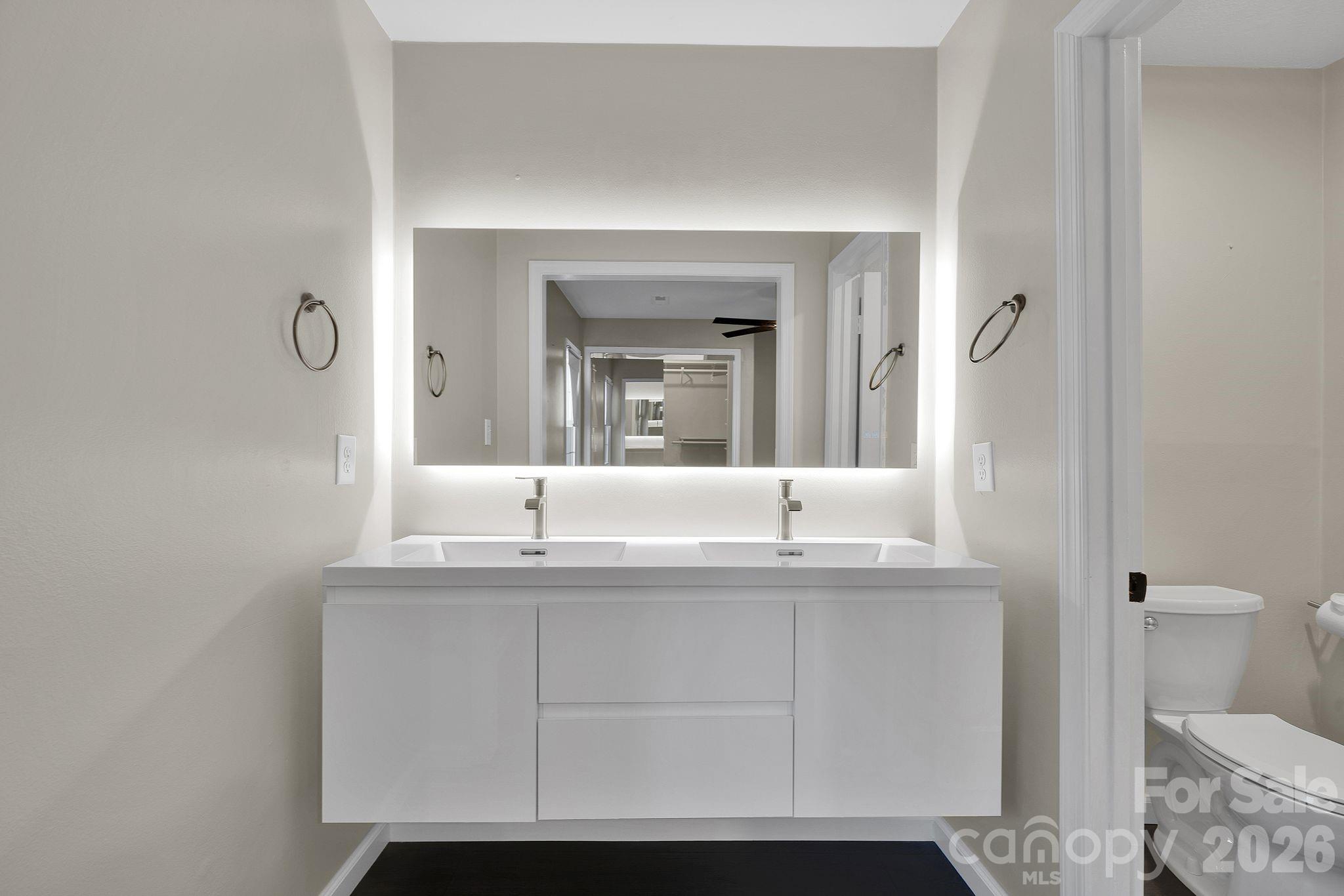 Photo 19 of 8308 Knights Bridge Road, Charlotte, NC