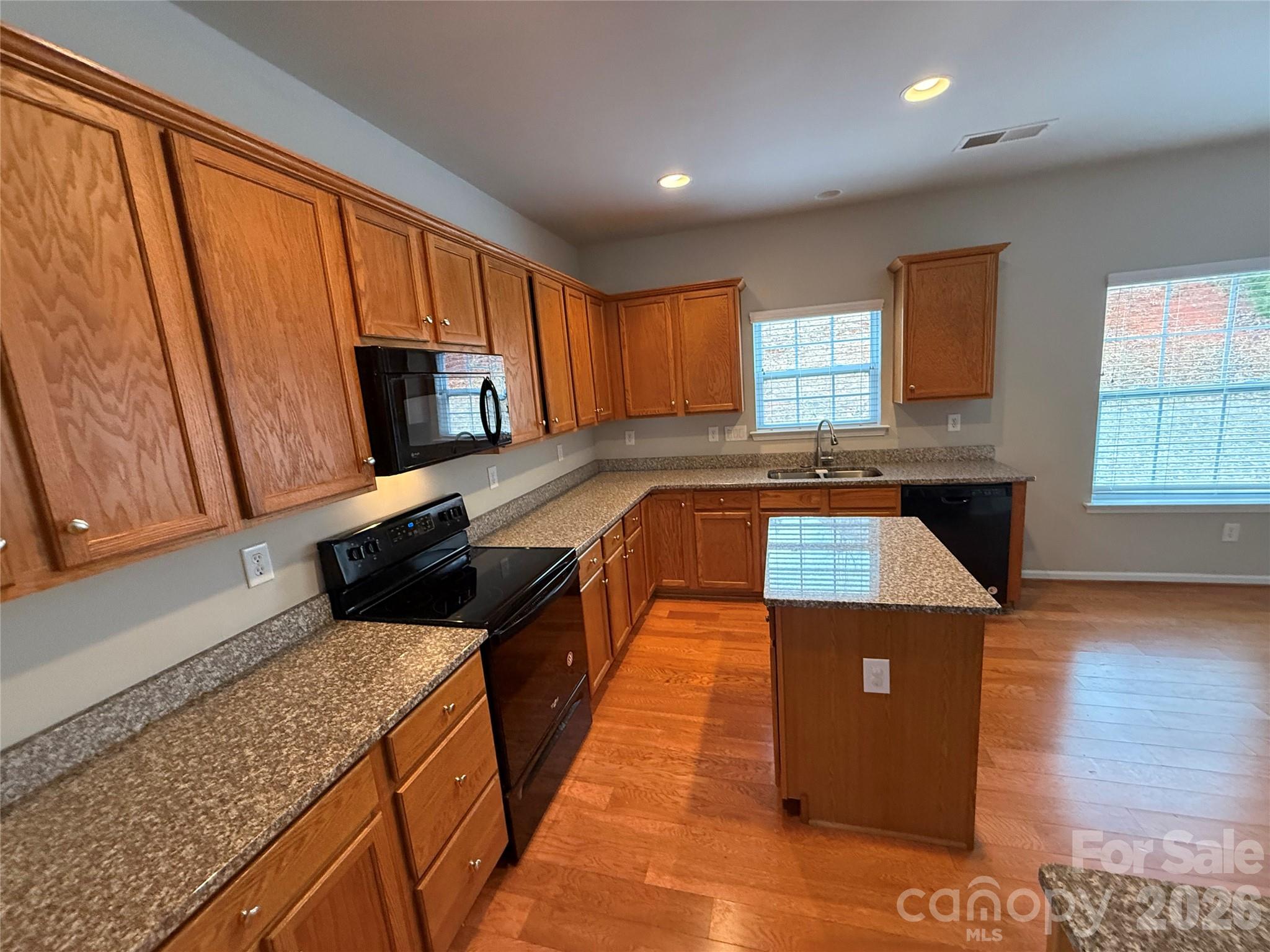 Photo 9 of 3338 Crutchfield Place, Charlotte, NC