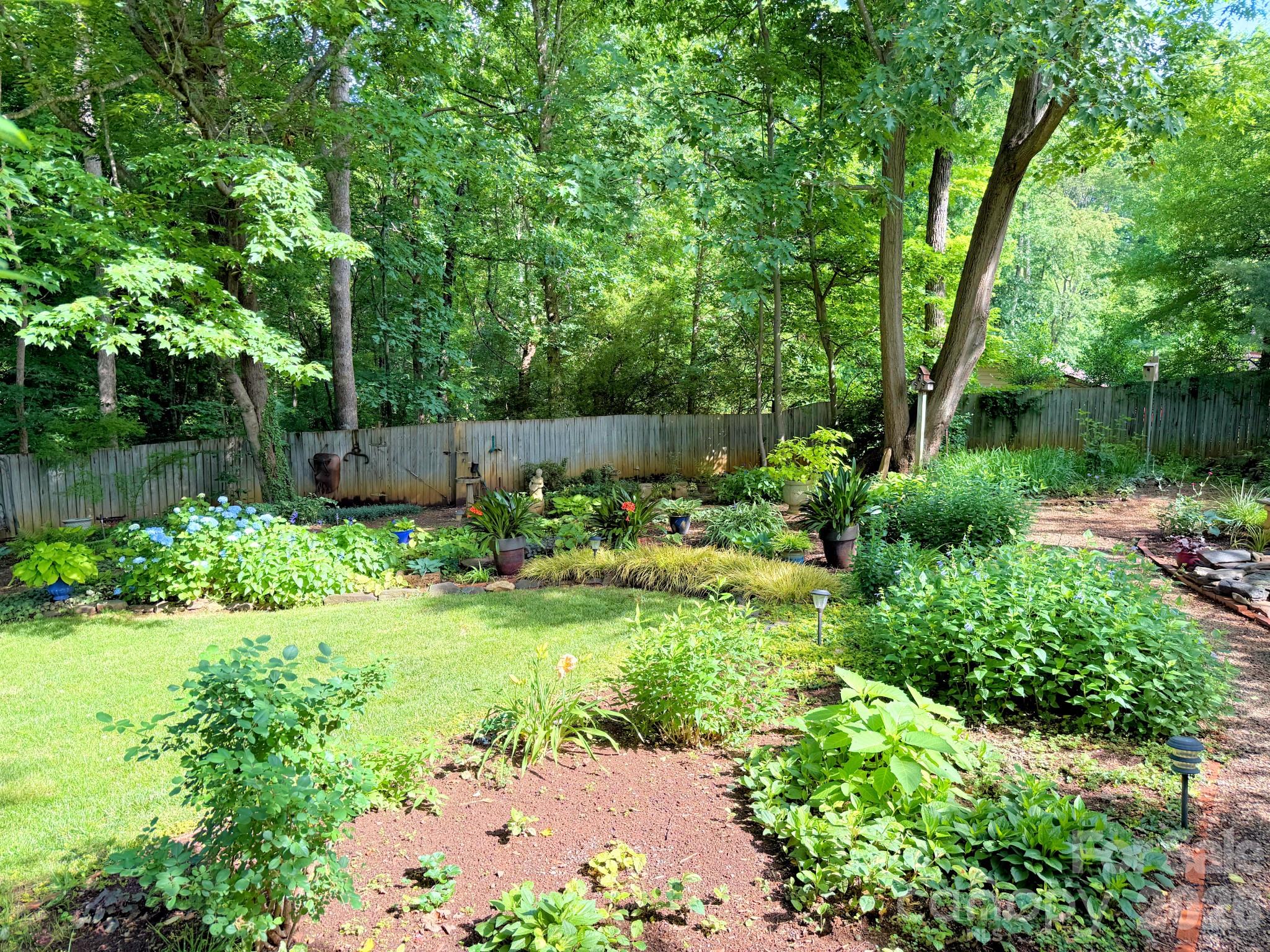 Photo 17 of 7029 Forest Hills Drive, Denver, NC