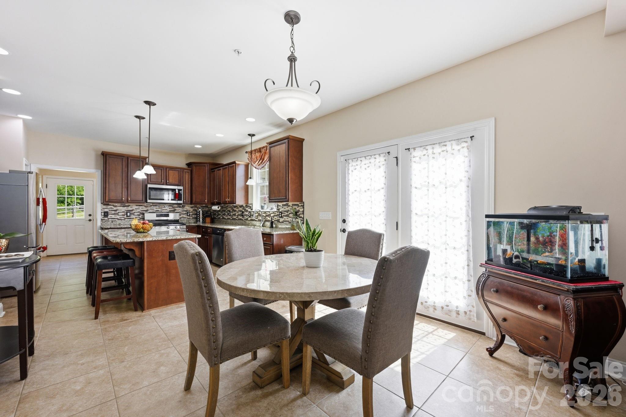 1434 Steeplechase Drive, Mount Pleasant, NC - photo 14 of 49