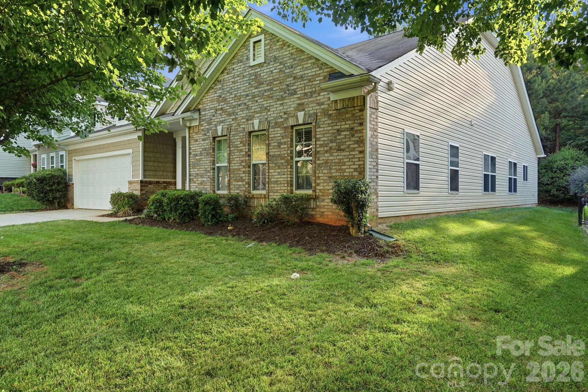9527 Seamill Road, Charlotte, NC - photo 3 of 45
