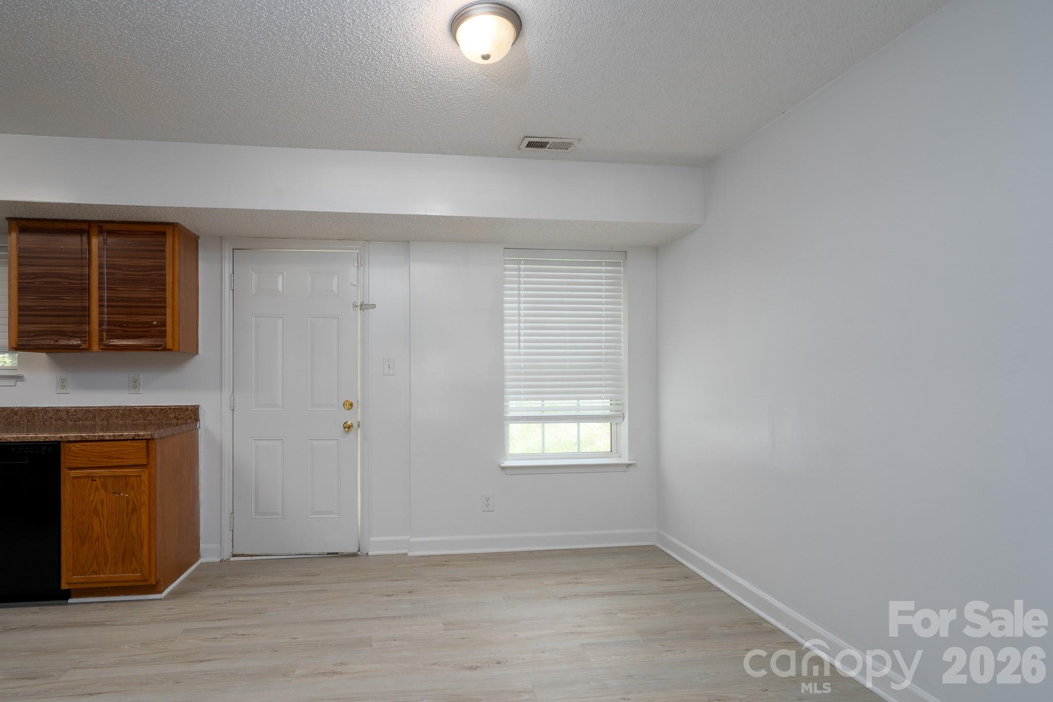Photo 11 of 511 Lightspun Lane, Charlotte, NC