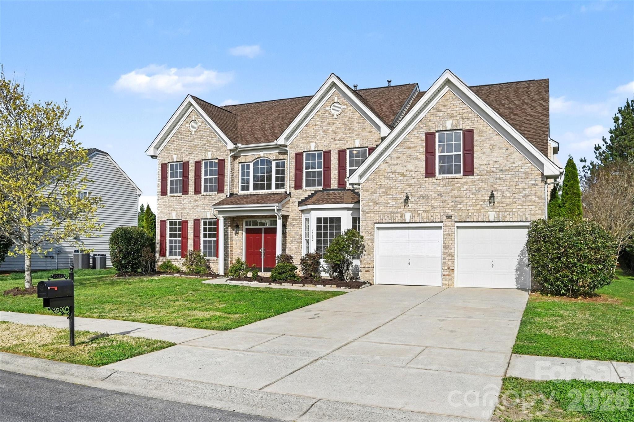 Photo 2 of 7512 Chasewater Drive, Harrisburg, NC
