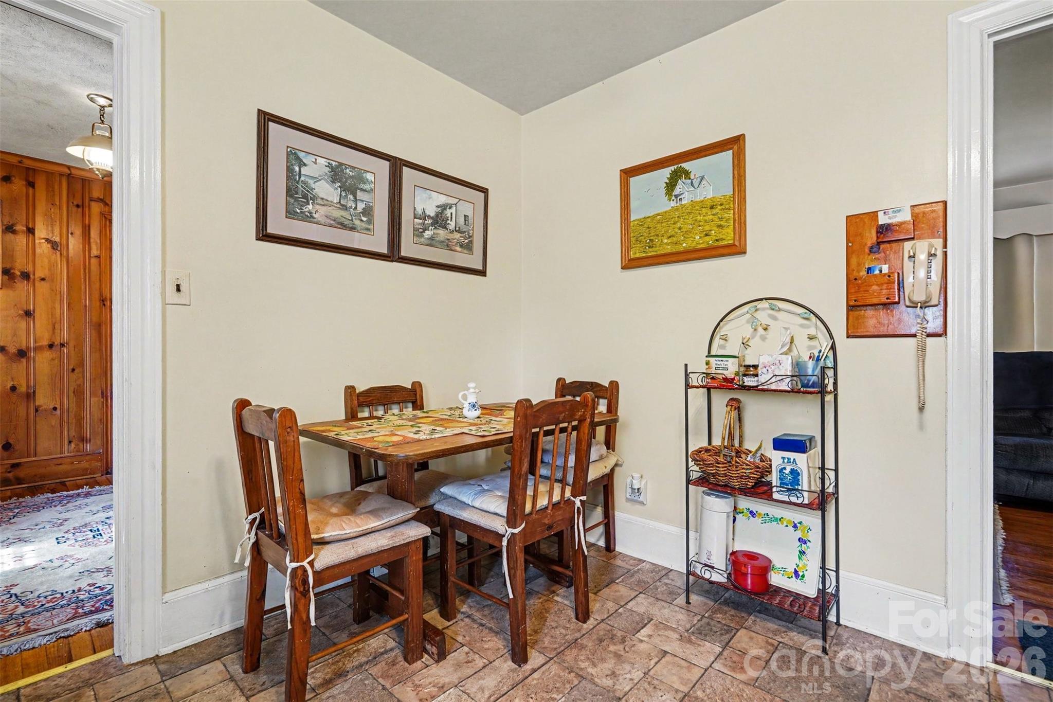 Photo 23 of 400 Briarwood Drive, Charlotte, NC