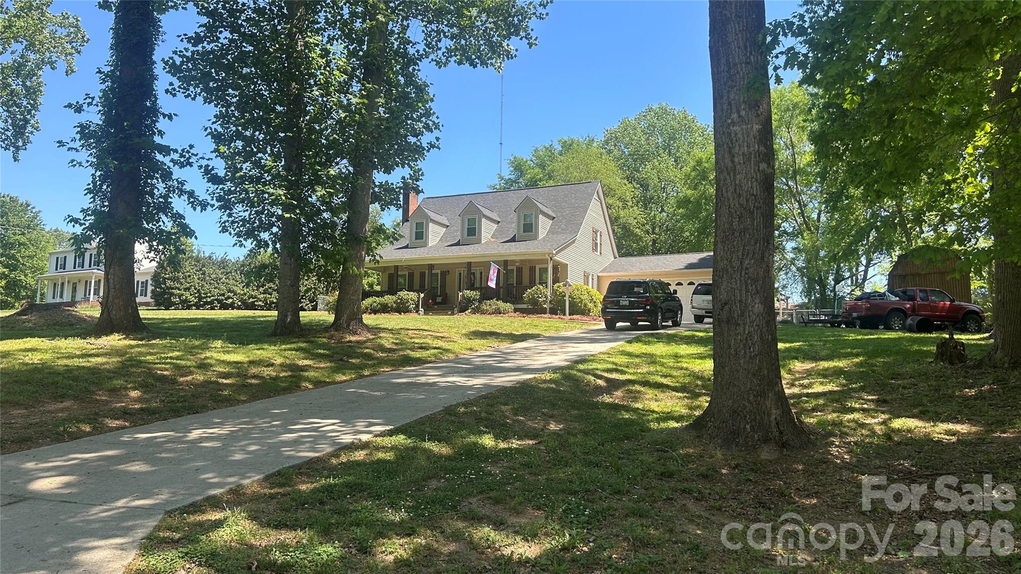 2402 Elmwood Circle, Dallas, NC - photo 1 of 1