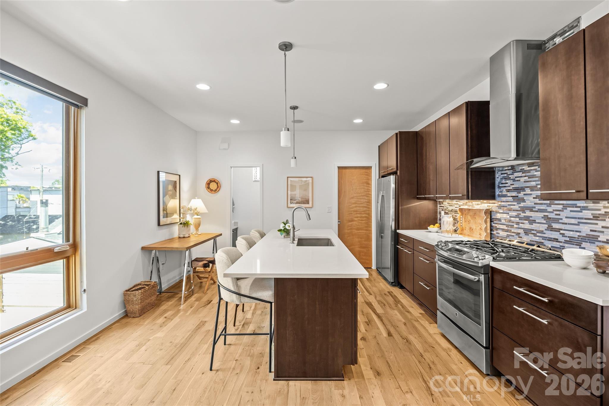 Photo 7 of 918 Greenleaf AvenueA, Charlotte, NC