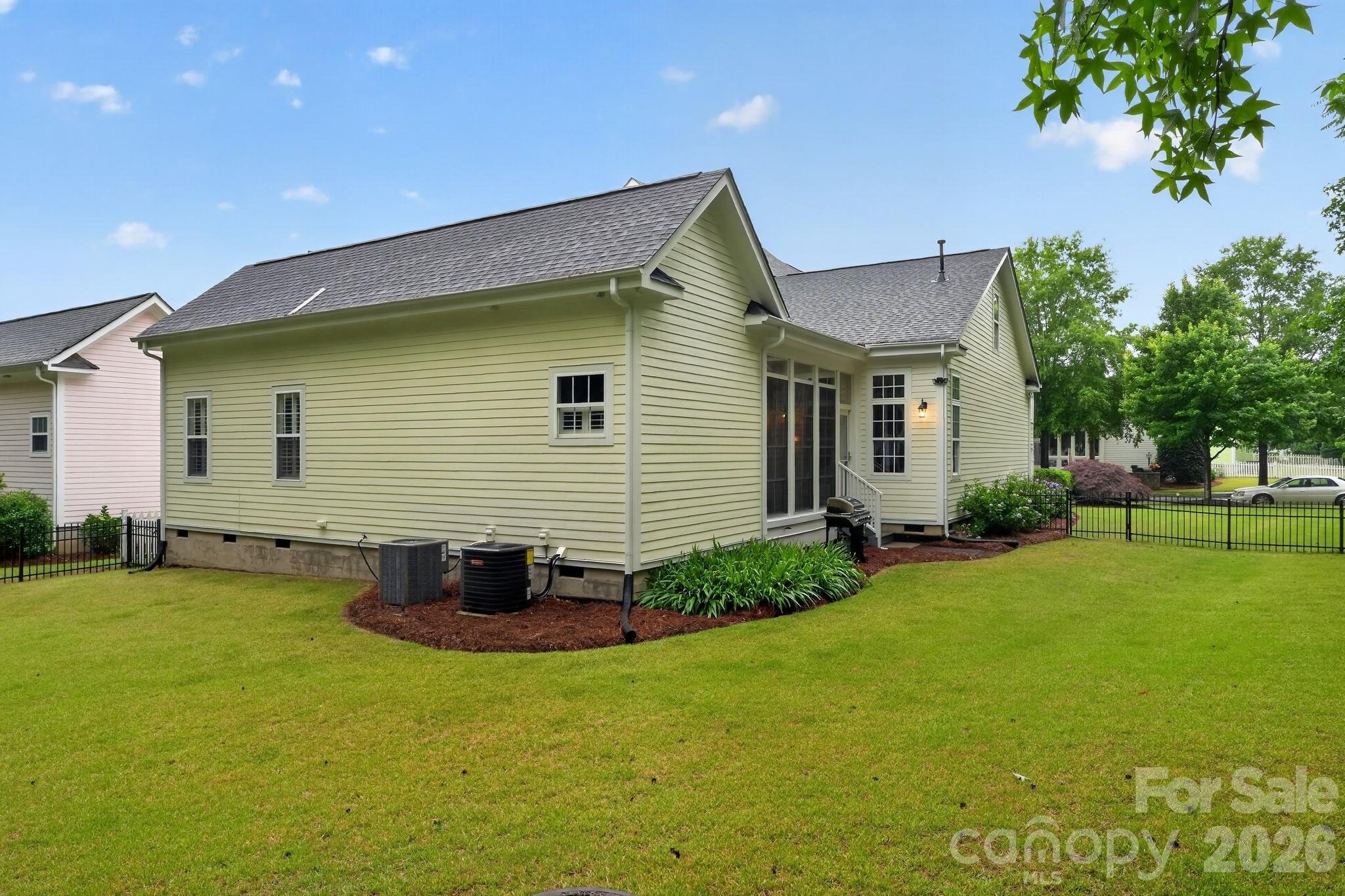 Photo 30 of 18128 Meadow Bottom Road, Charlotte, NC