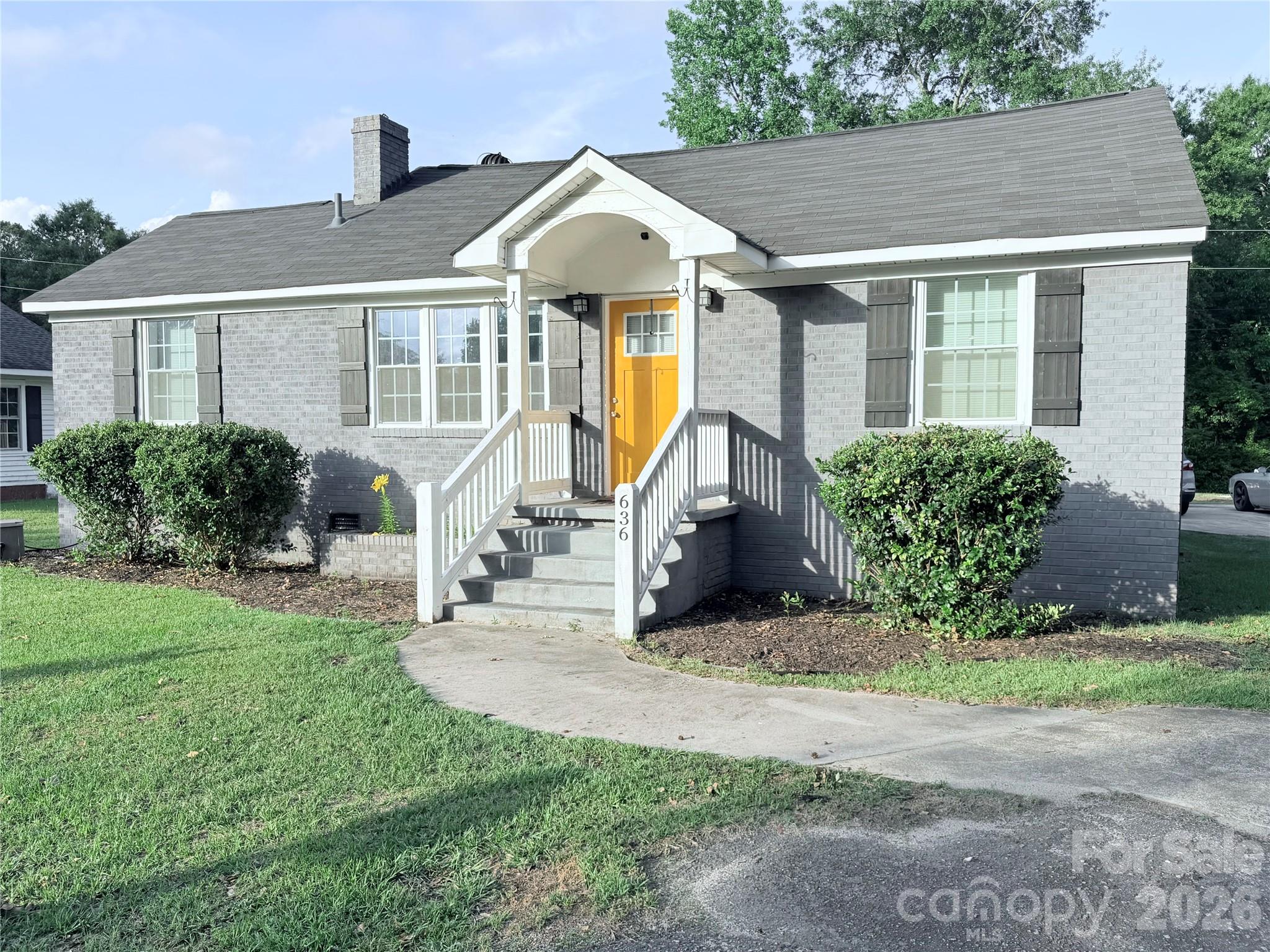 Exterior of 636 Hart Street, Heath Springs, SC