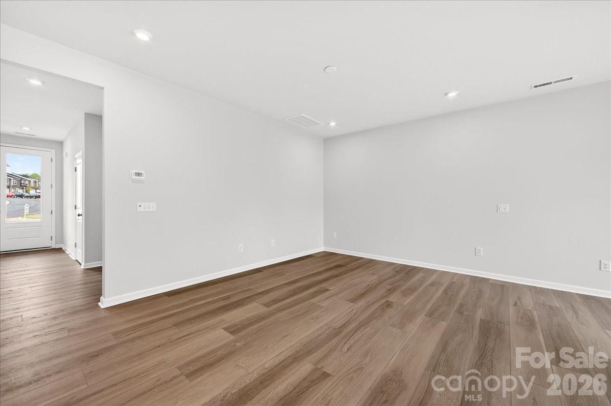 Photo 6 of 6057 Longar Lane, Charlotte, NC