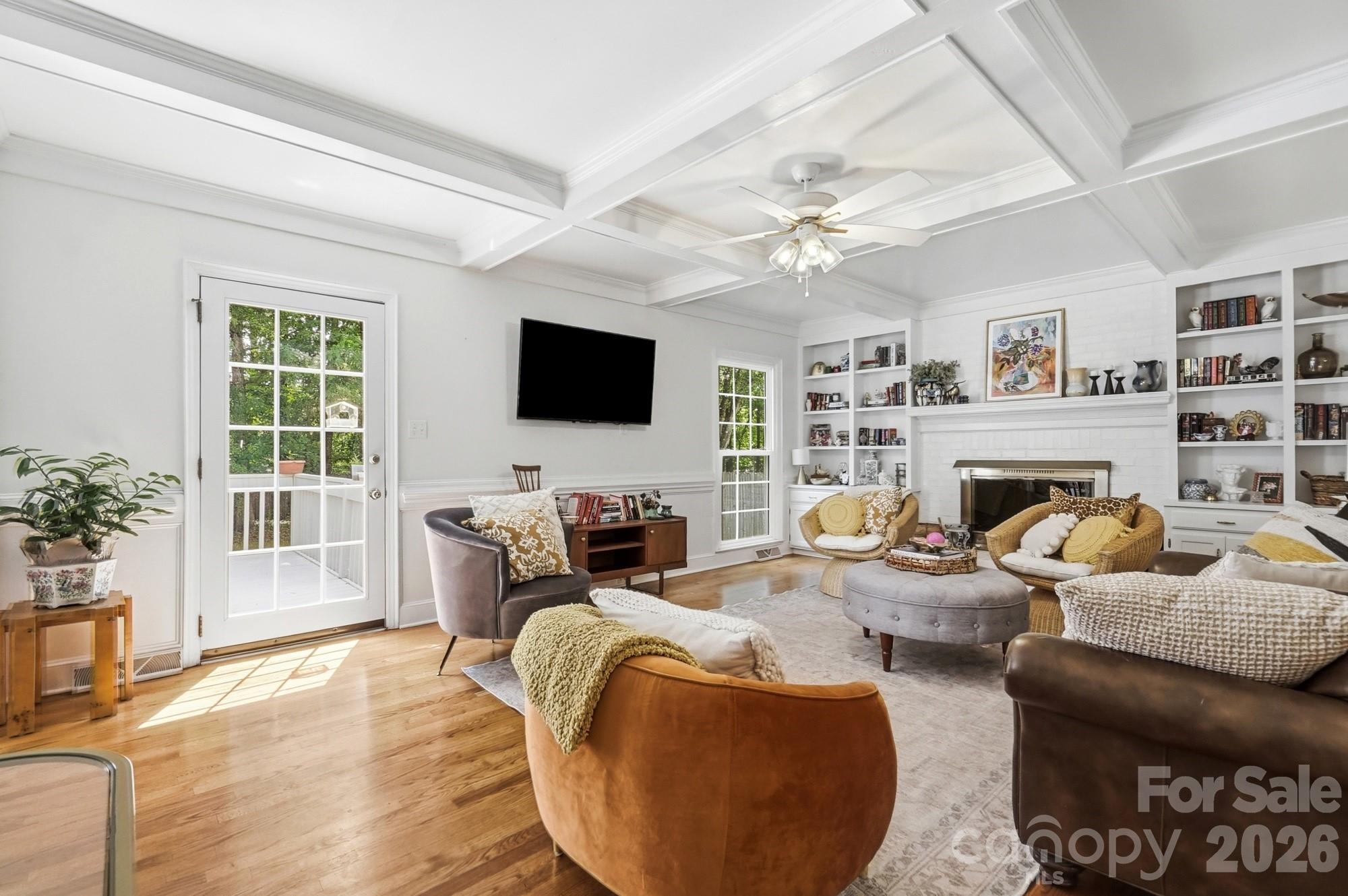 Photo 4 of 10129 Hanover Glen Road, Charlotte, NC
