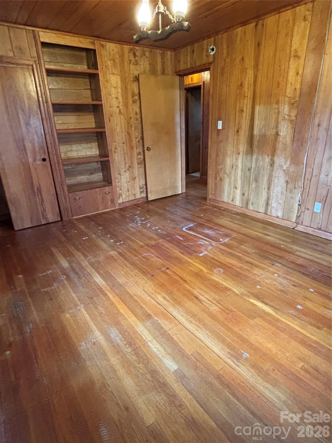 Home for sale at 819 N Piedmont Avenue, Kings Mountain, NC — photo 14 of 36