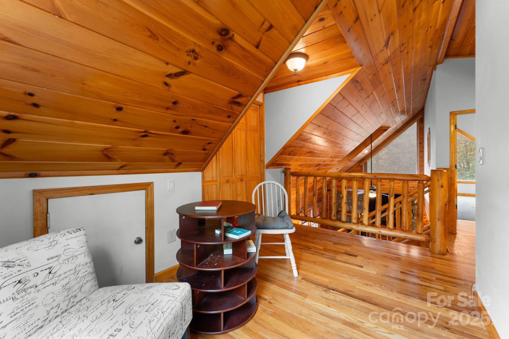80 Slow Lane, Whittier, NC - photo 27 of 49