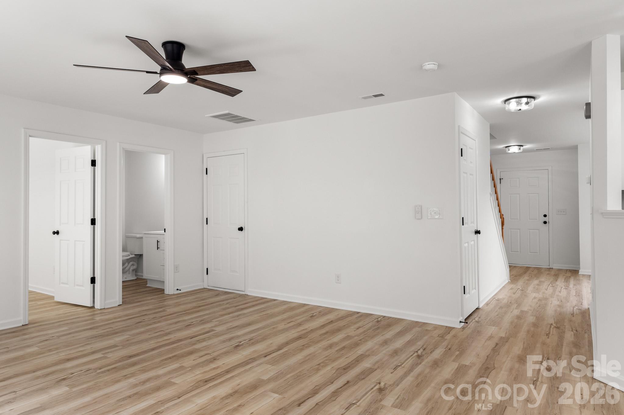 8723 Buttonwood Court, Charlotte, NC - photo 15 of 43