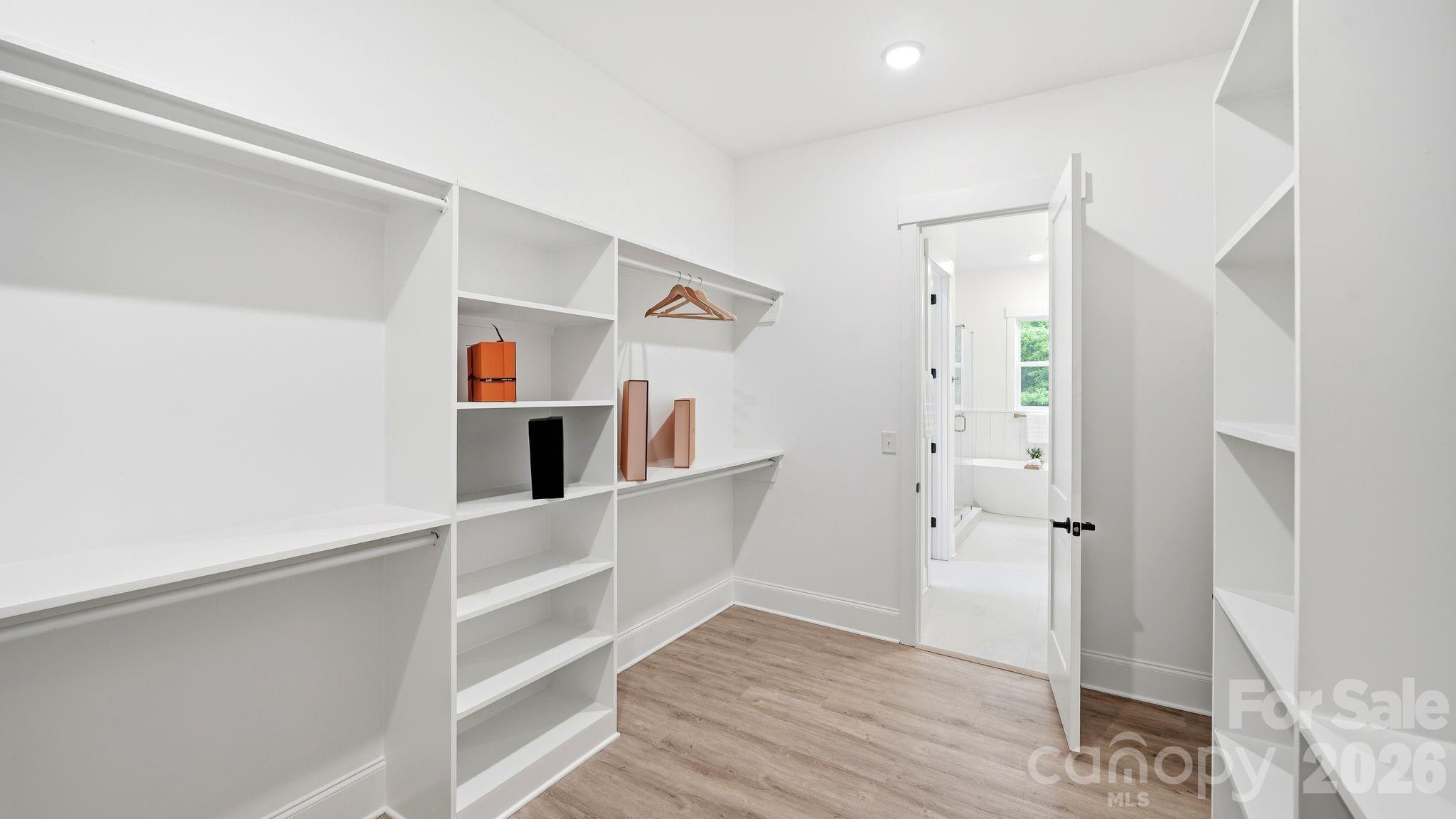 825 Breezewood Drive, Charlotte, NC - photo 13 of 48