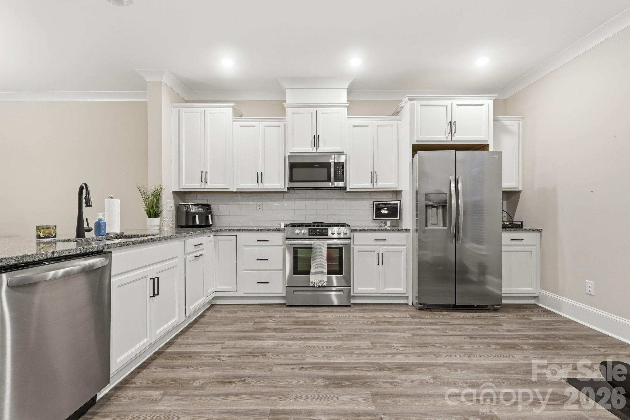 729 Veloway Drive, Rock Hill, SC - photo 8 of 33