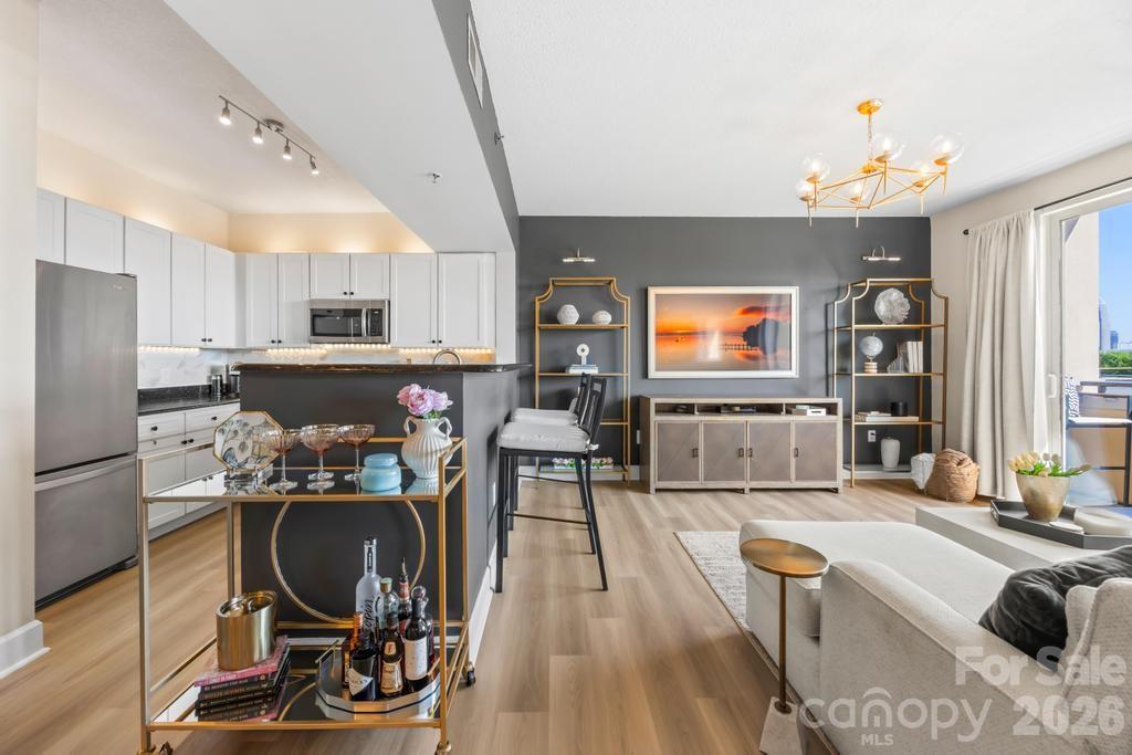 Photo 5 of 1315 East Boulevard719, Charlotte, NC
