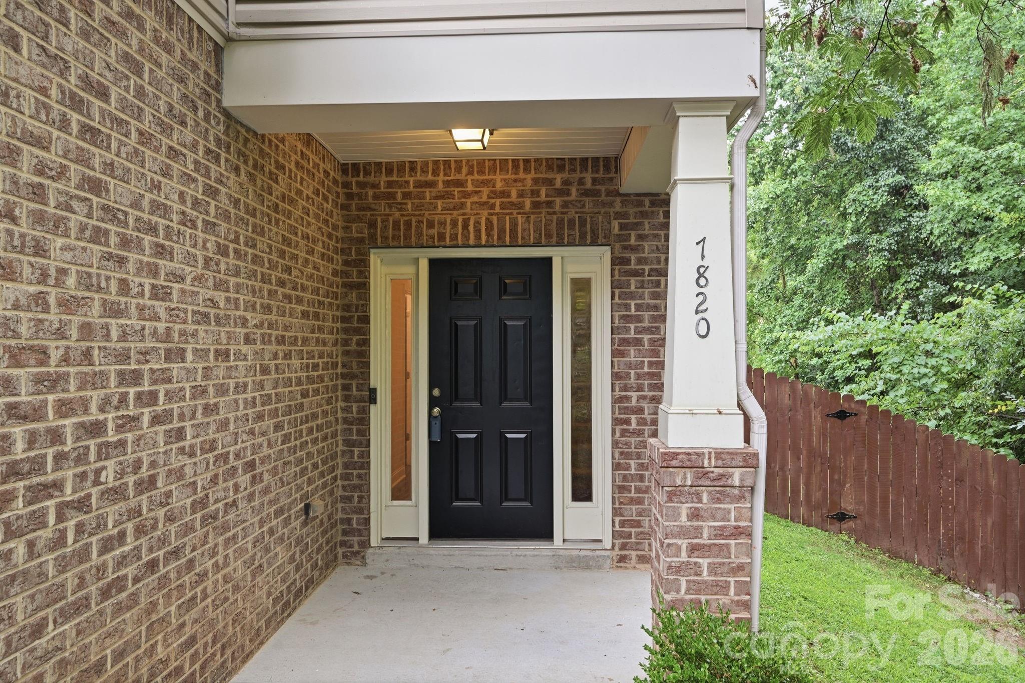 Home for sale at 7820 Rockland Drive, Charlotte, NC — photo 2 of 40