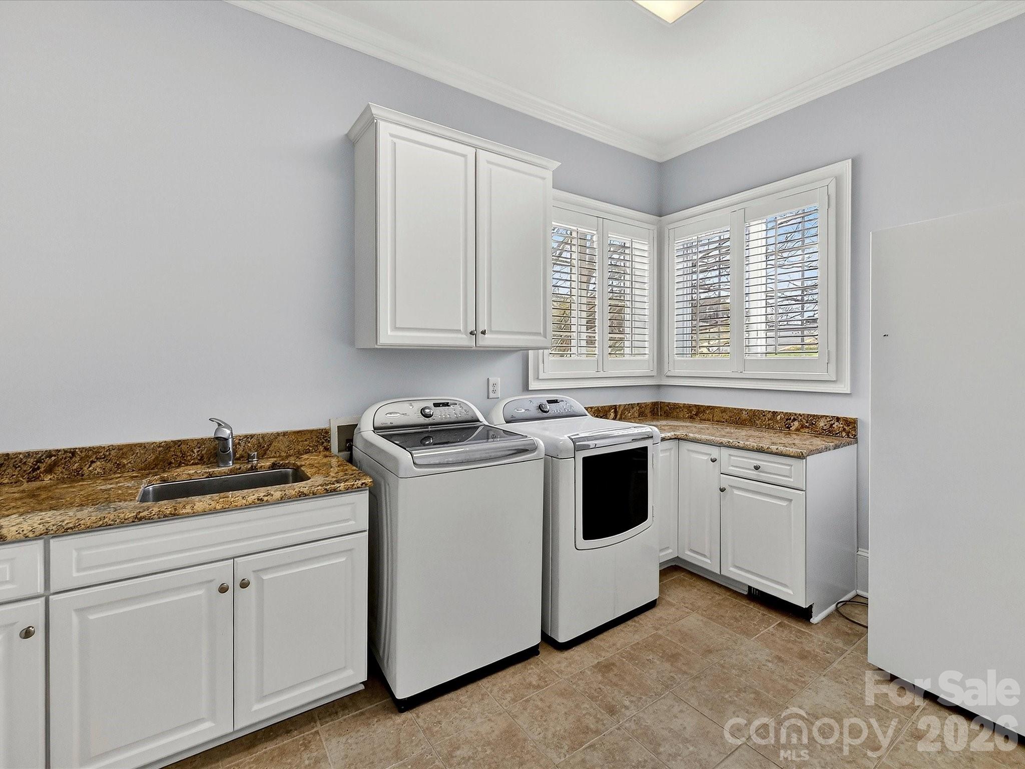 Photo 19 of 1805 Mt Isle Harbor Drive, Charlotte, NC
