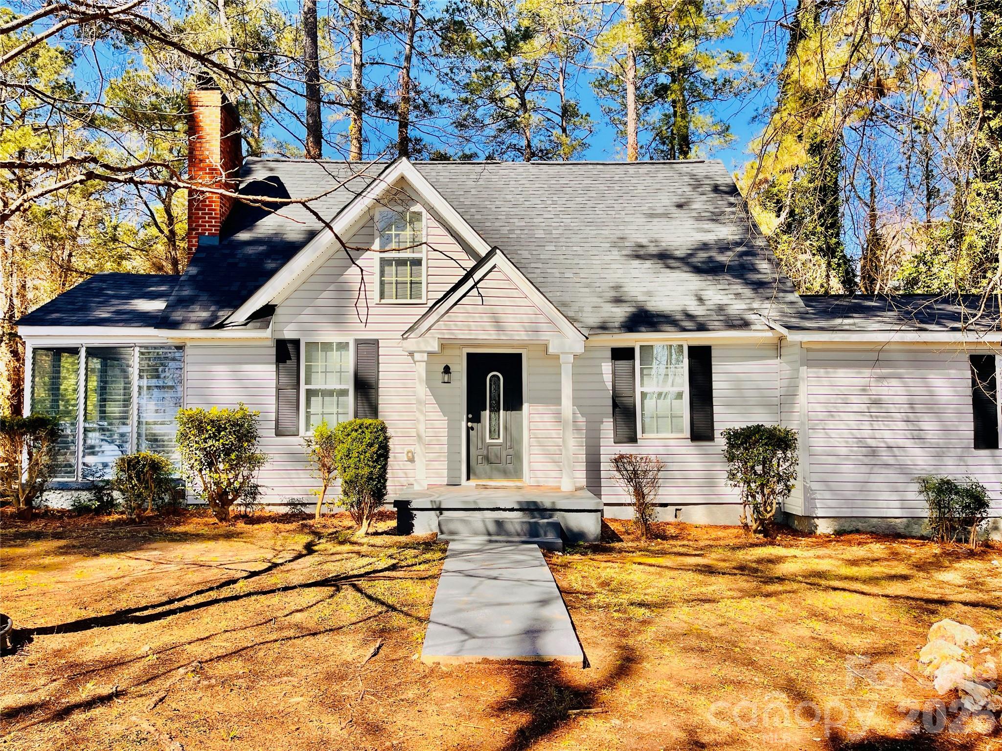 1301 Winterwood Road, Columbia, SC - photo 2 of 47